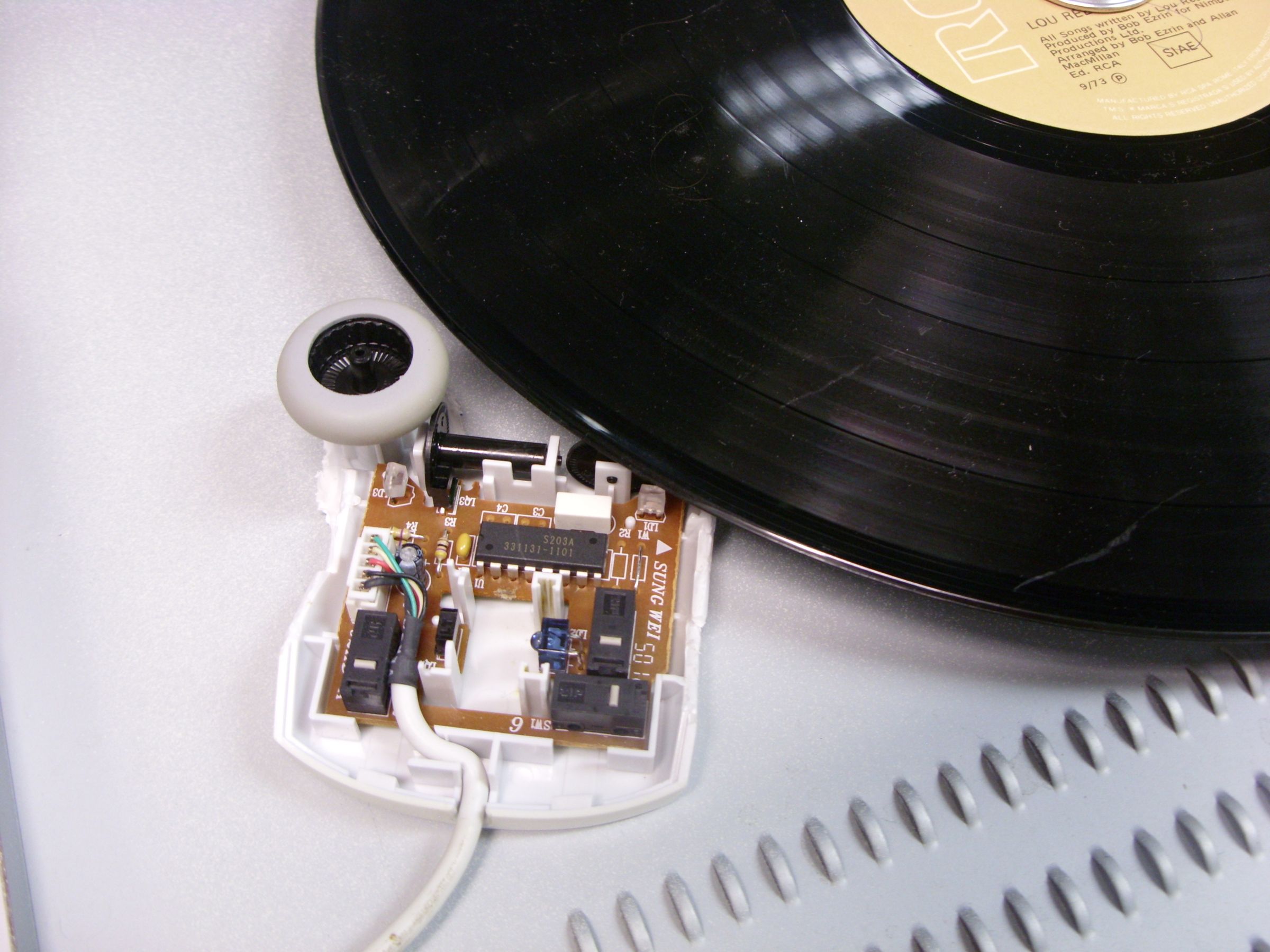 DIY DJ Turntable From Old Computer Parts : 12 Steps (with Pictures ...