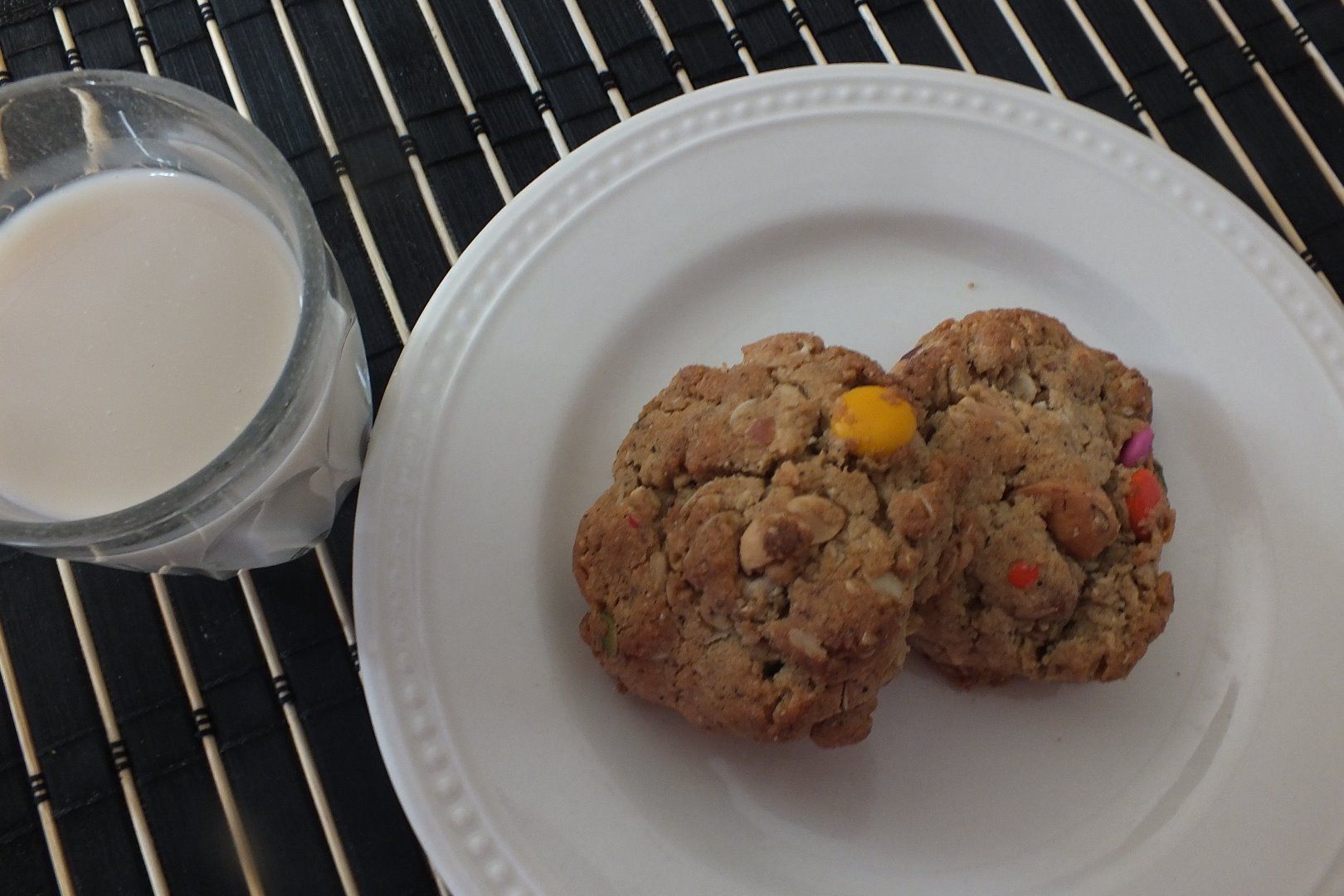 How to Make Food Pics Look Appetizing With Props and Natural Lighting ...