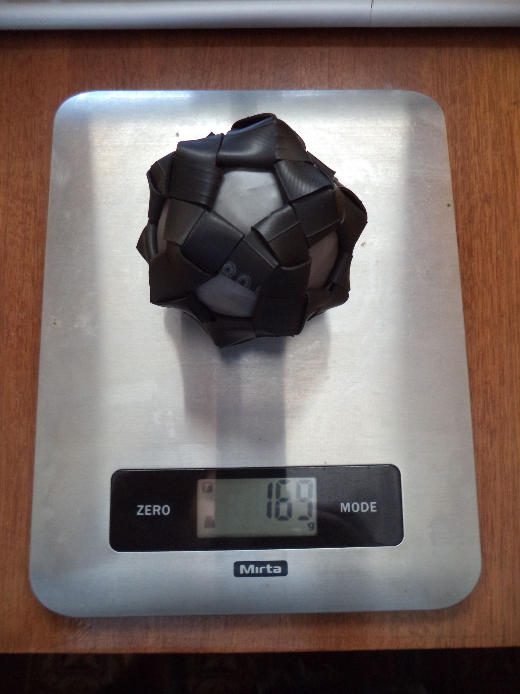 Dodeca Rubber Fidget Ball From Inner Tubes : 13 Steps (with Pictures) - Instructables