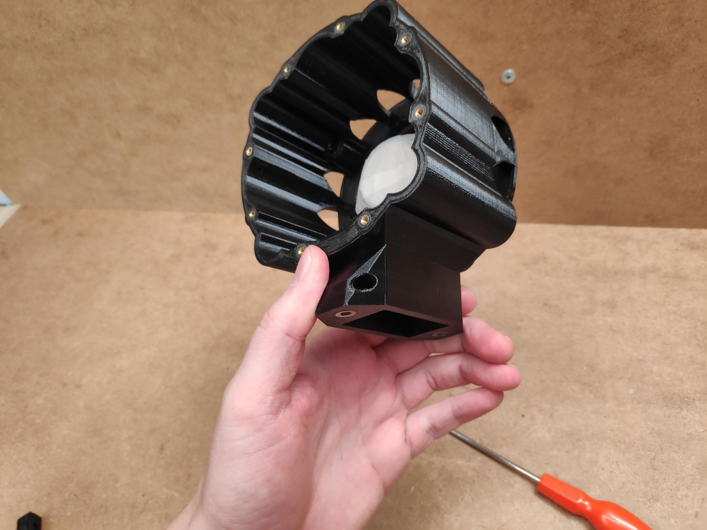 3D Printed Natural-Color Cost-Effective Worklight (Extreme Attention to ...