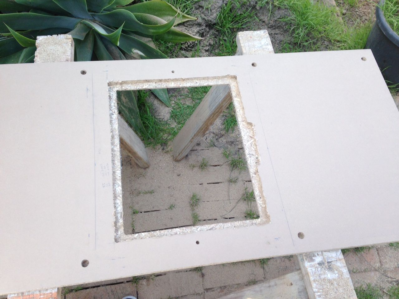 Raspberry Pi Coffee Table Arcade : 6 Steps - Instructables