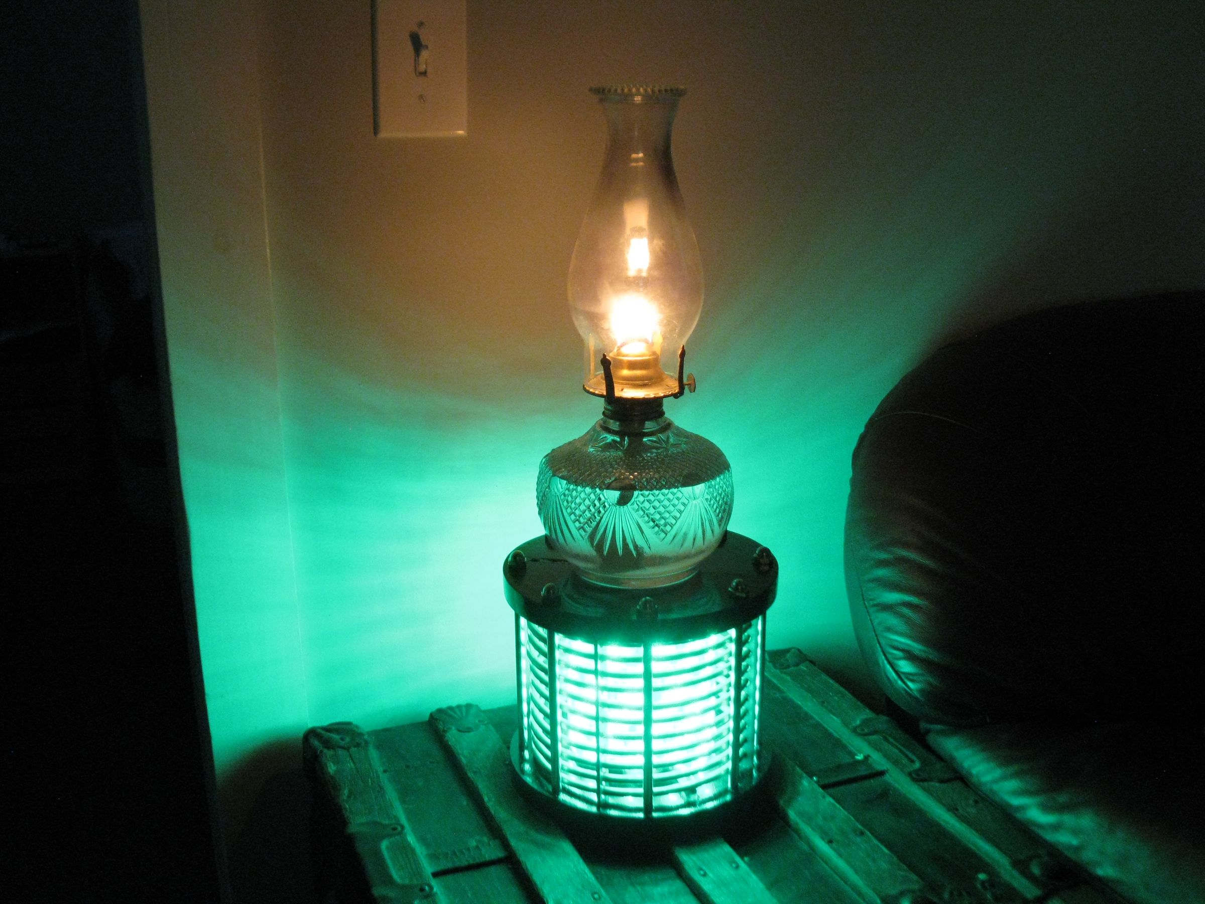 LED Oil Lamp Pedestal... Lamp : 5 Steps (with Pictures) - Instructables