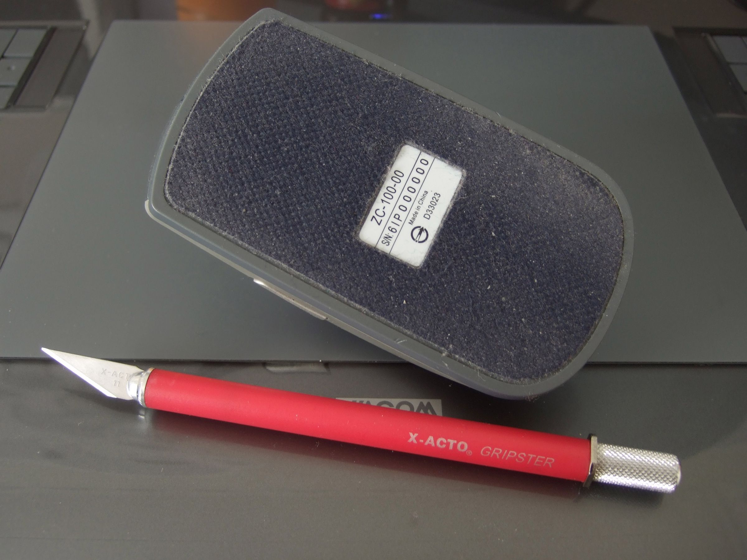 Clean a Wacom Intuos Mouse : 4 Steps - Instructables