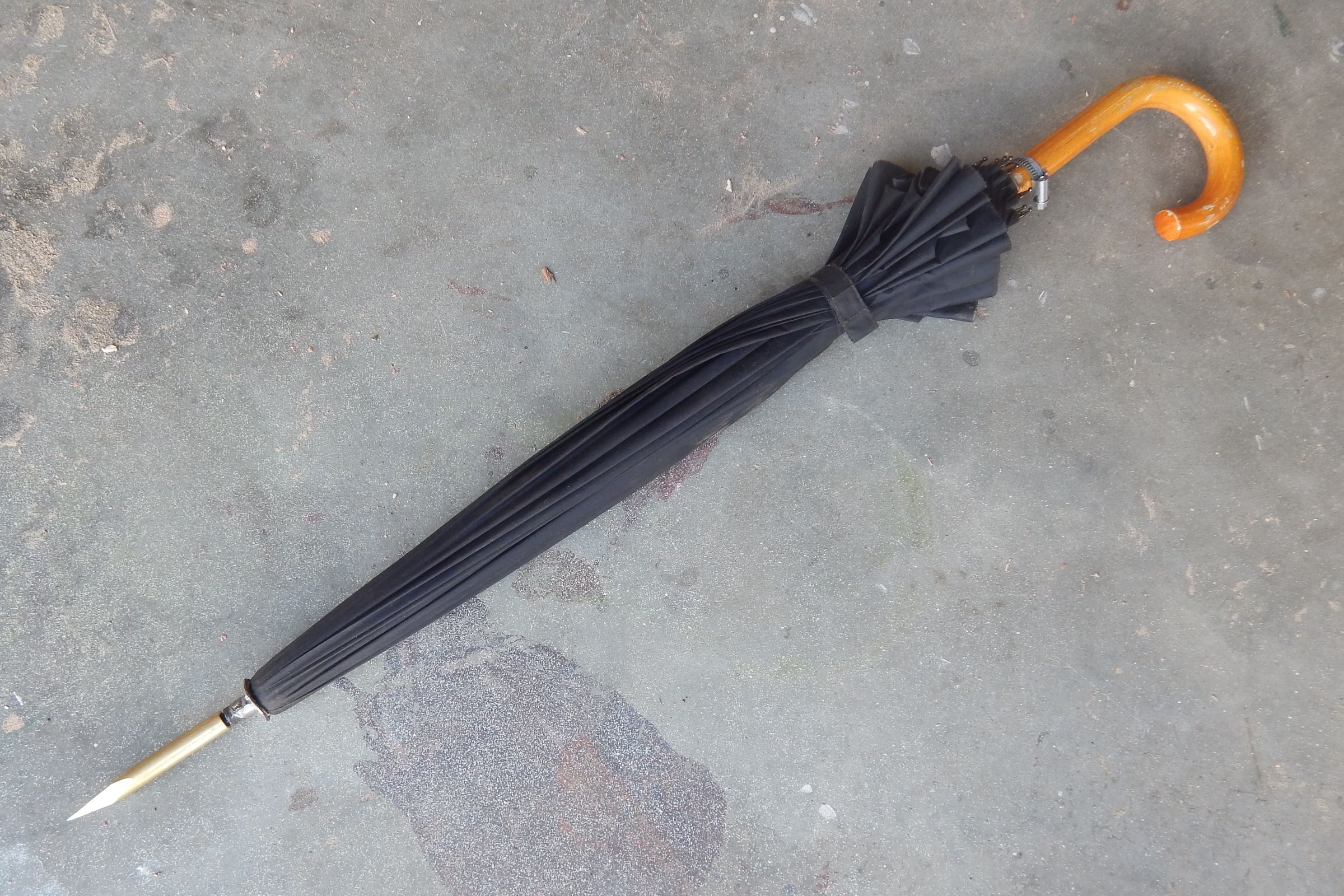 Zombie Defence Umbrella - the Brolly of Death. : 3 Steps (with Pictures ...