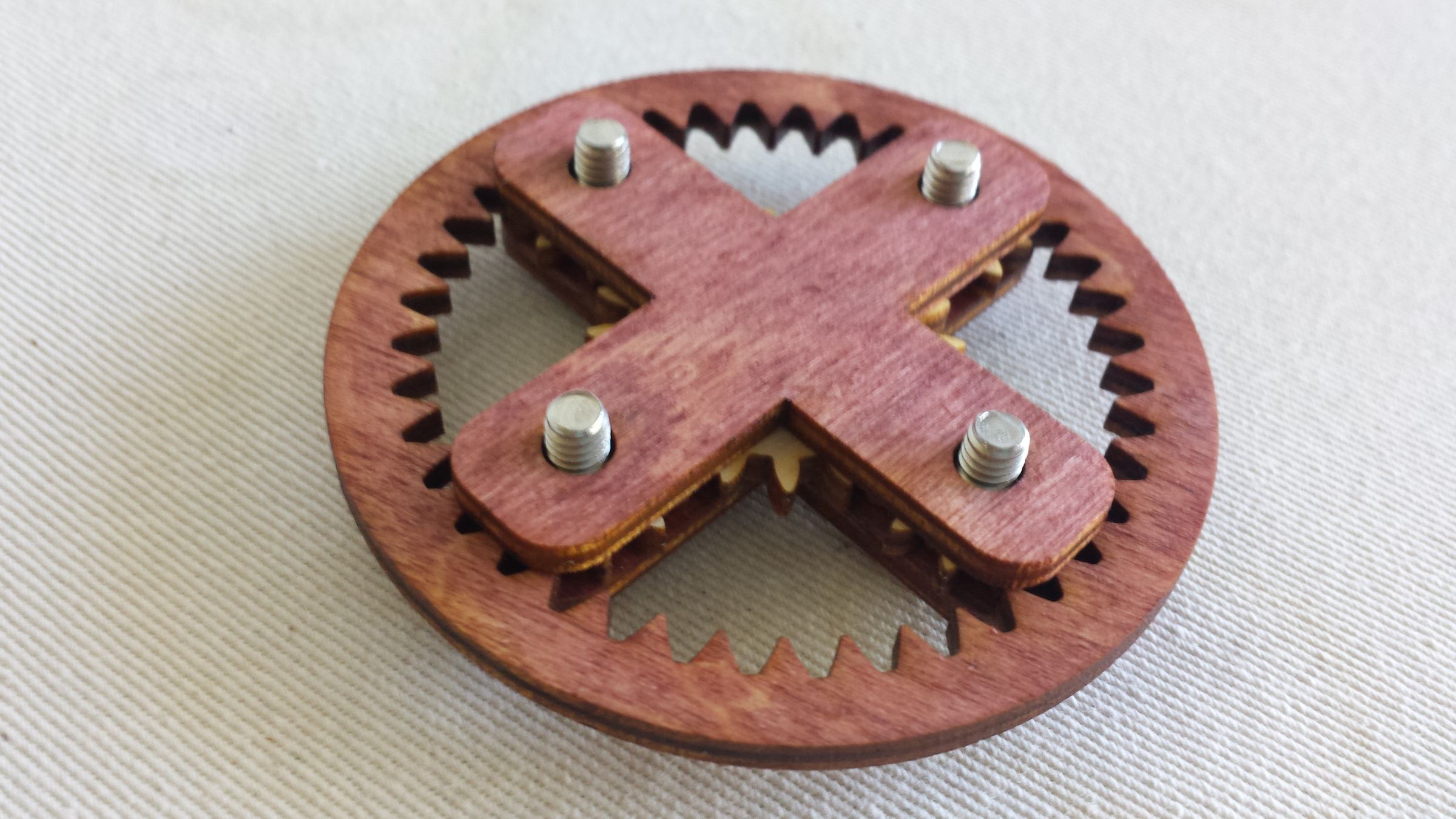 Wooden Gear Trains : 17 Steps (with Pictures) - Instructables