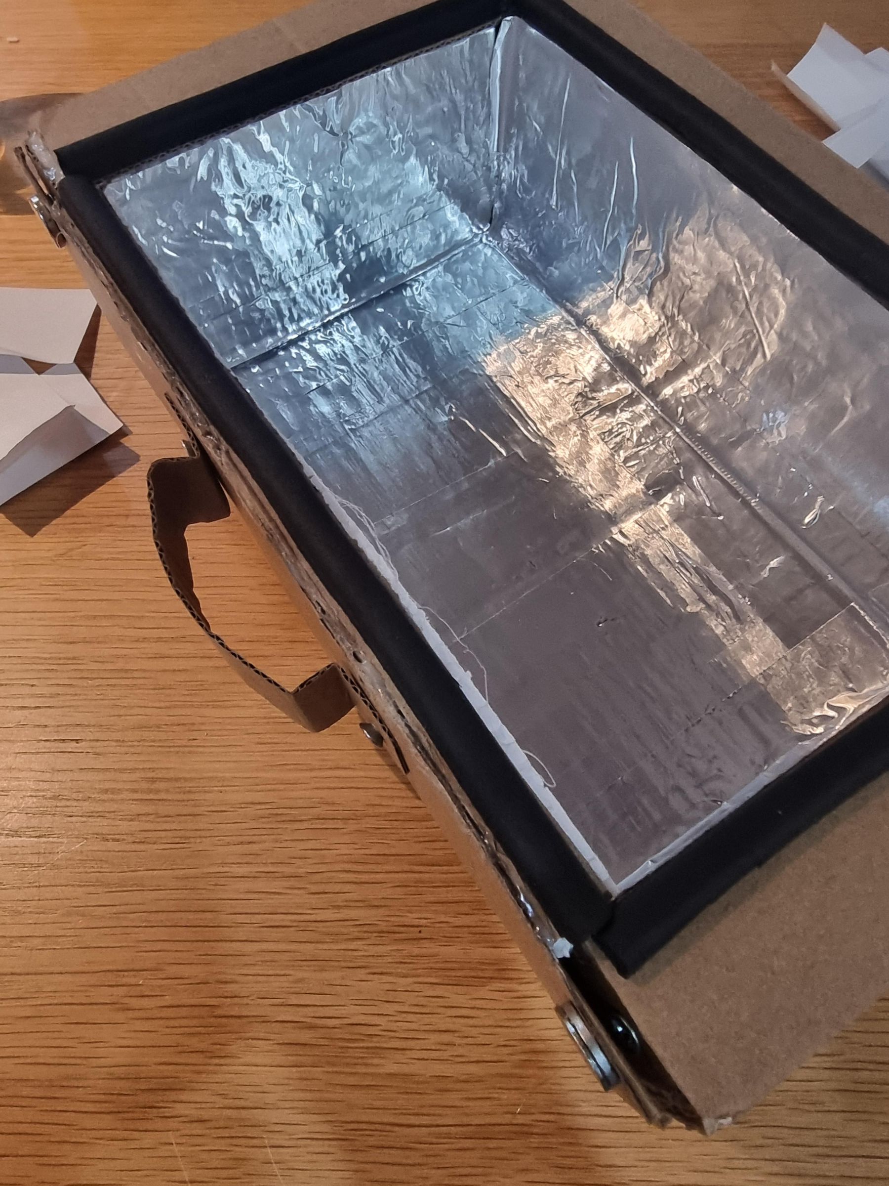 Peltier Thermo-electric Mini-Fridge: a STEM Classroom Engineering ...