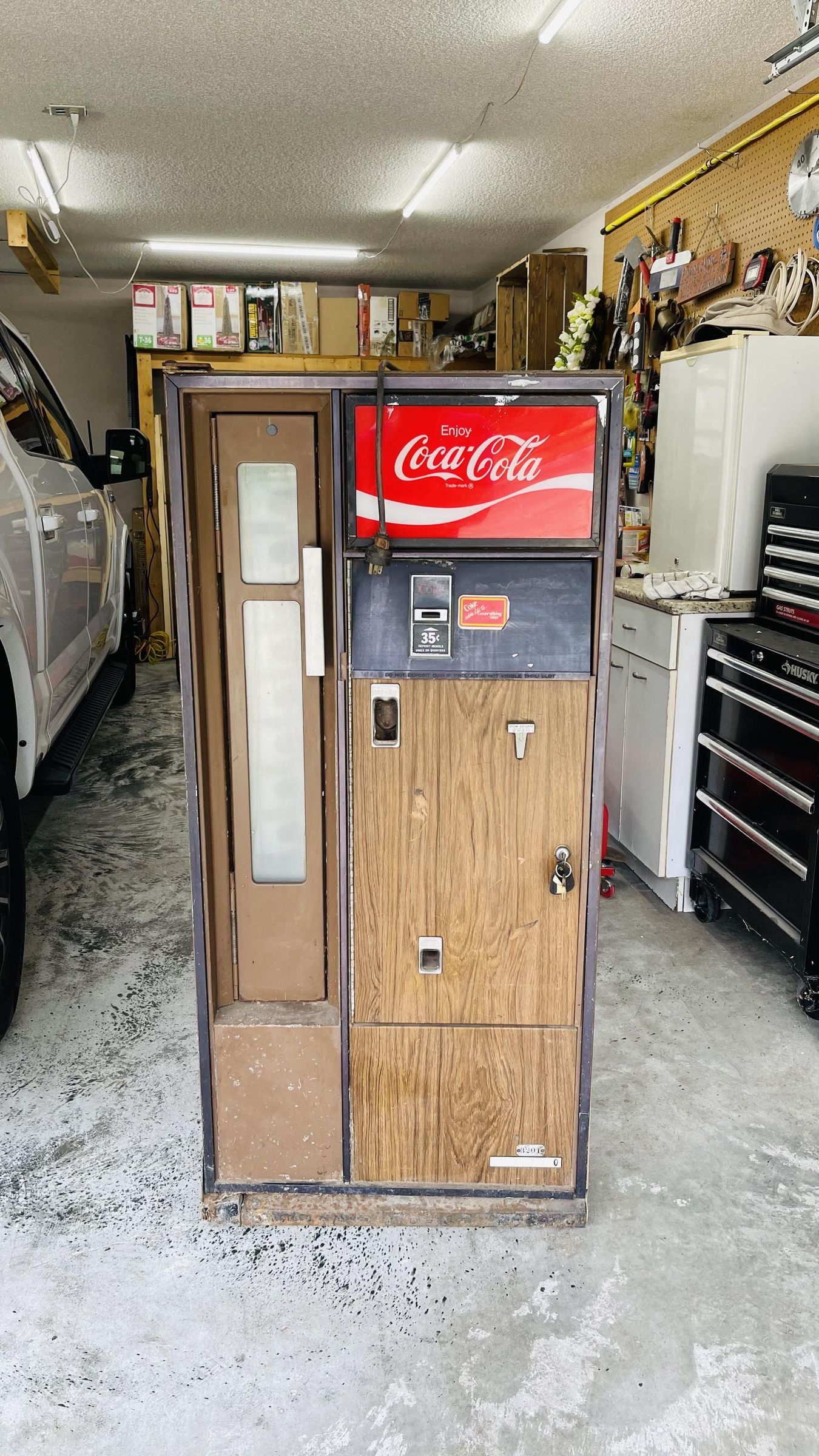 Restoring a 1960's Coke Machine! : 9 Steps (with Pictures) - Instructables