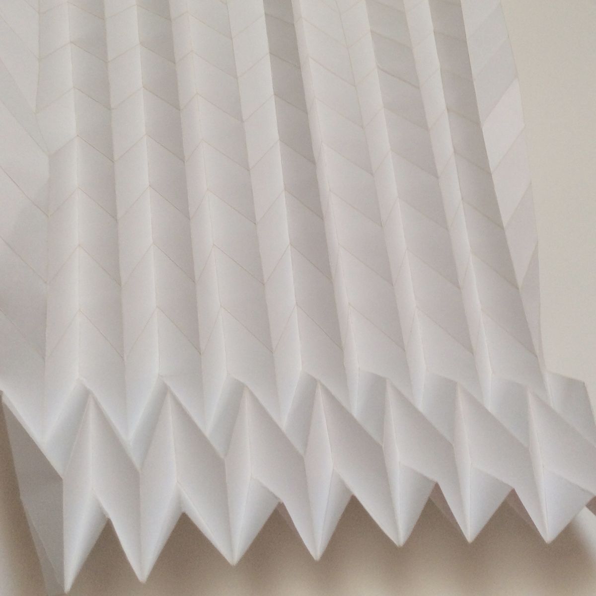 Paper Mold Origami Fabrics 2 - V Grid : 9 Steps - Instructables