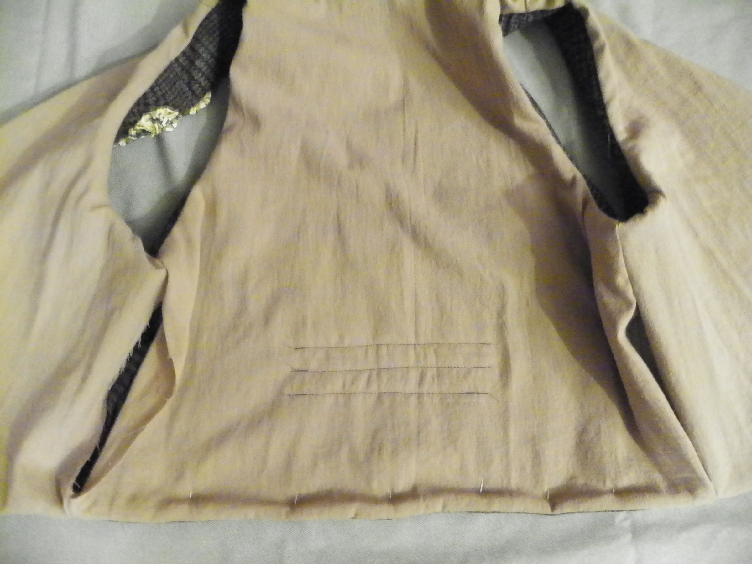 Vest From an Old Wool Suit Coat : 14 Steps (with Pictures) - Instructables