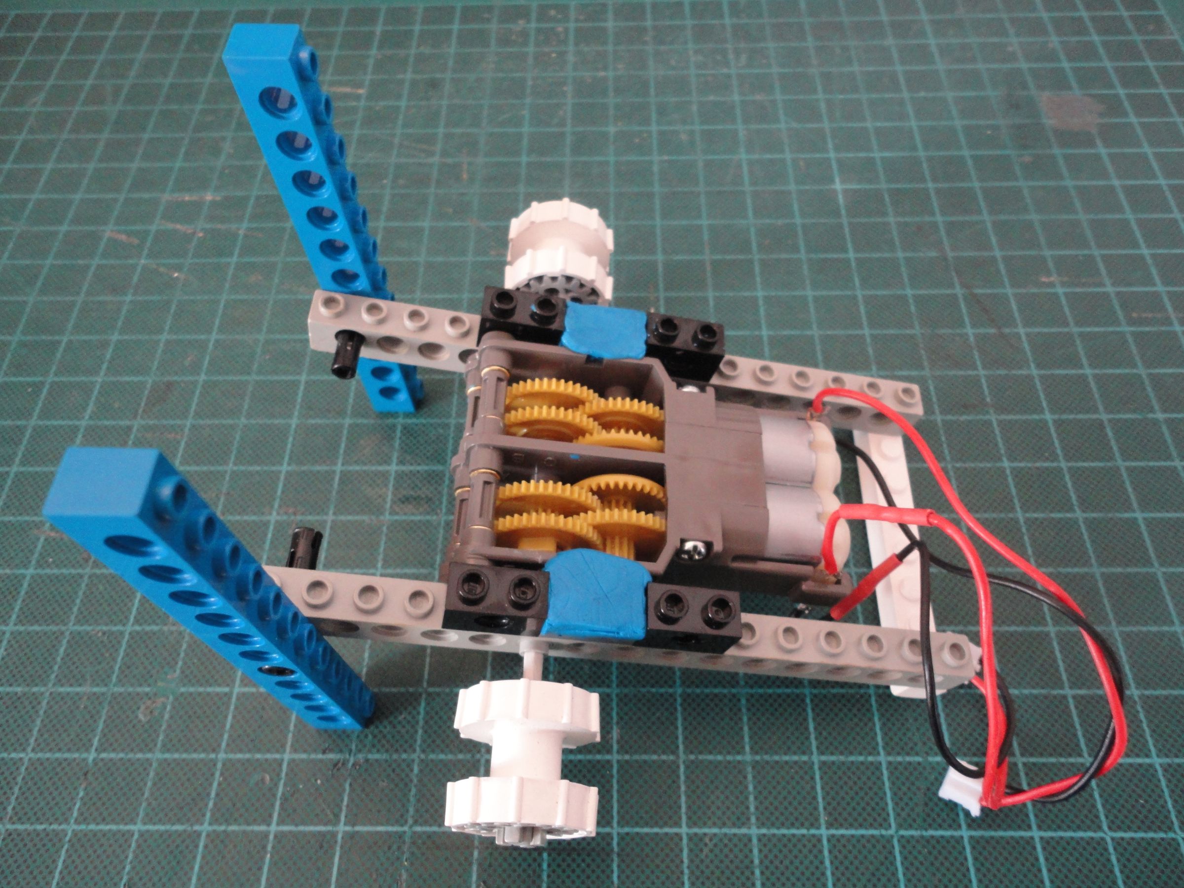 Lego Track Bot : 14 Steps (with Pictures) - Instructables