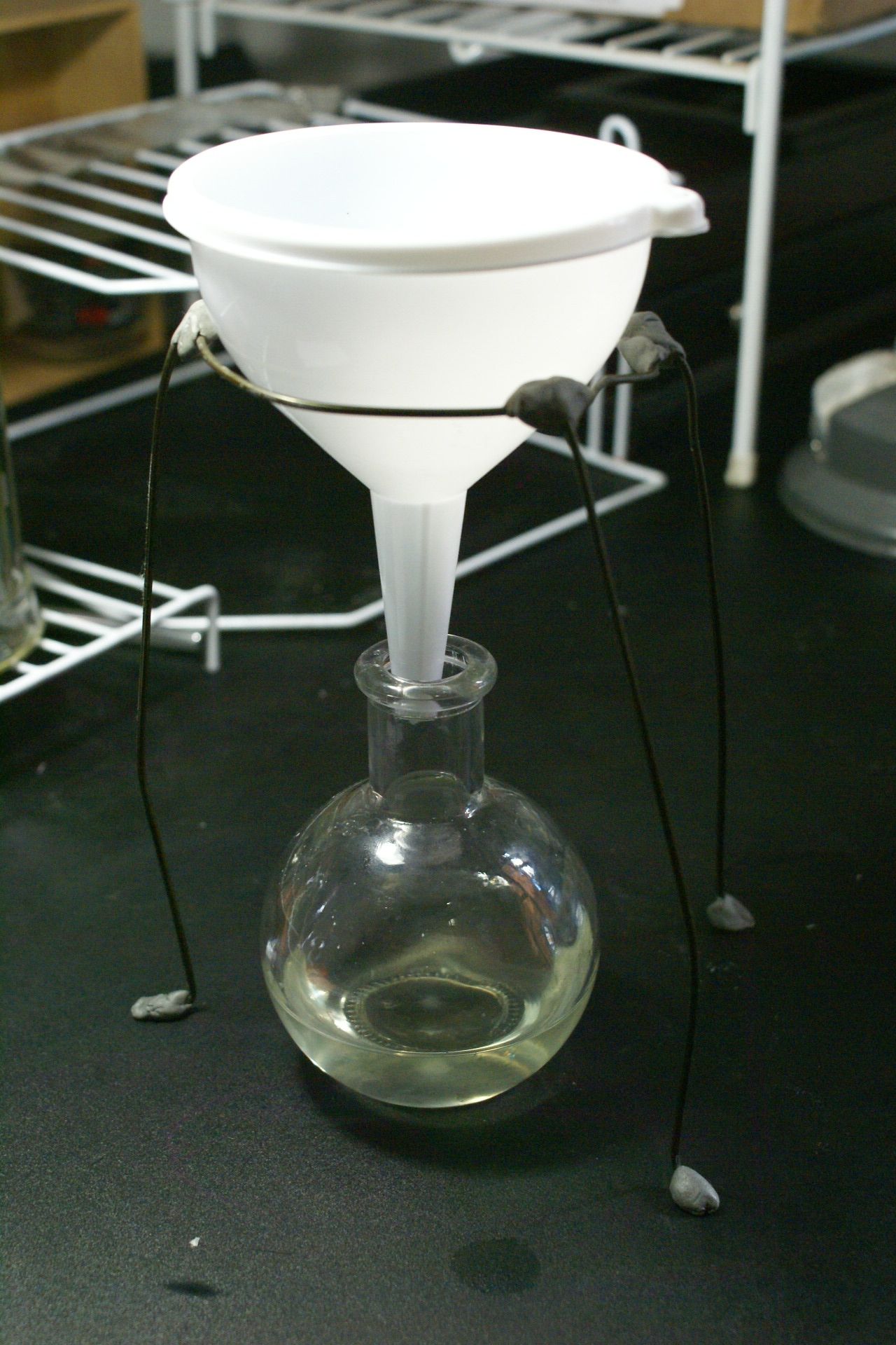 Set Up Your Home Chemistry Lab : 9 Steps (with Pictures) - Instructables
