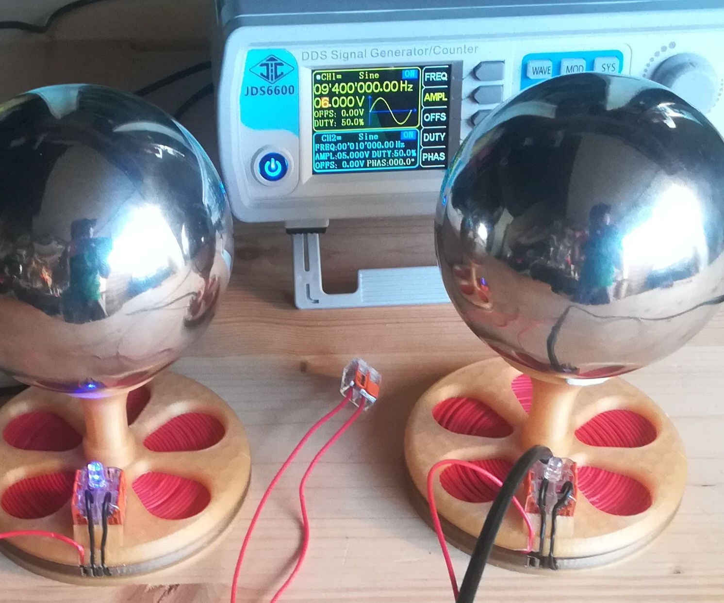 Energy Transfer With Two Tesla Coils : 7 Steps (with Pictures ...