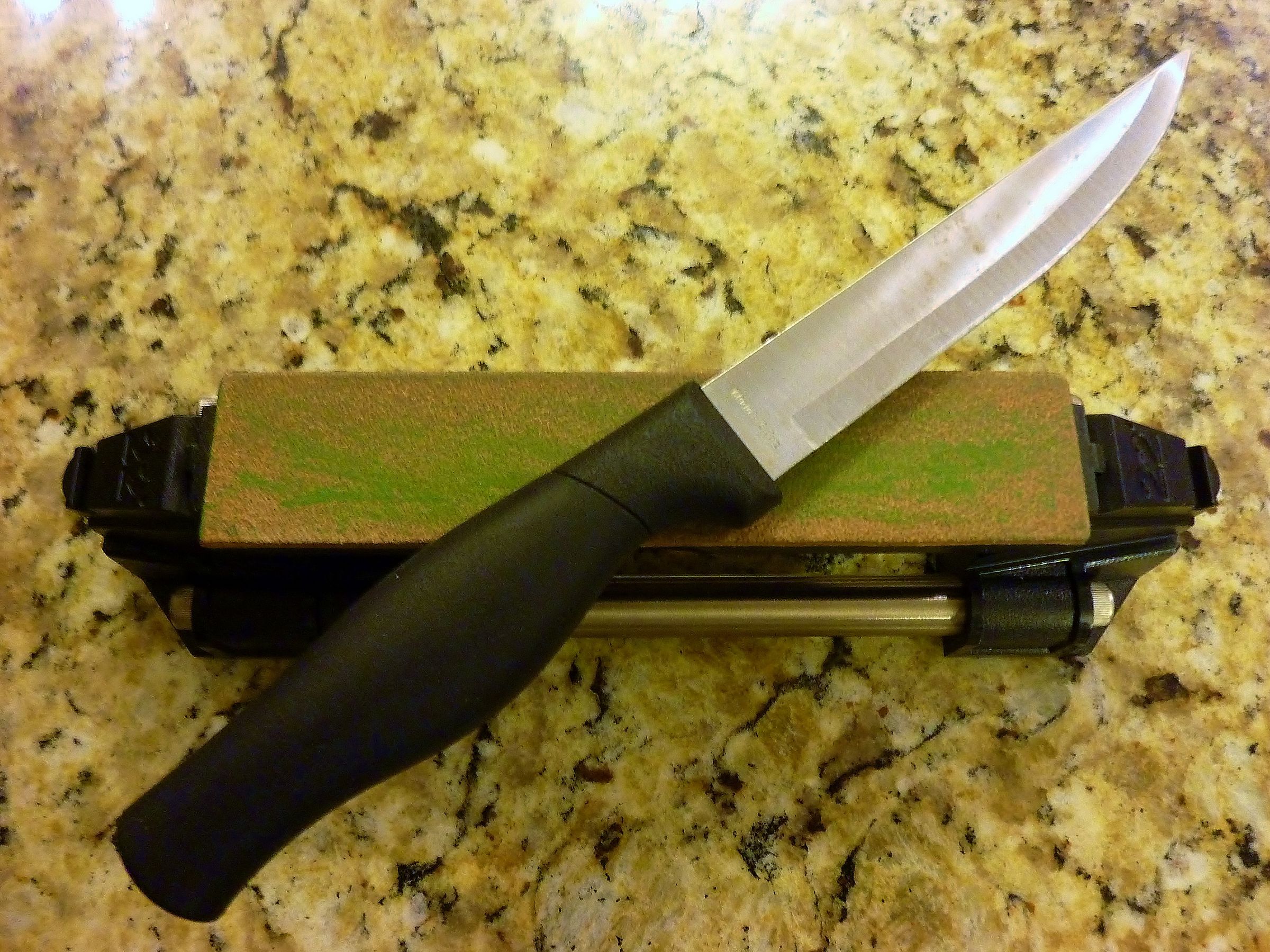 Stropping 101: Here's How to Strop Your Knives in 5 Easy Steps! : 5 ...