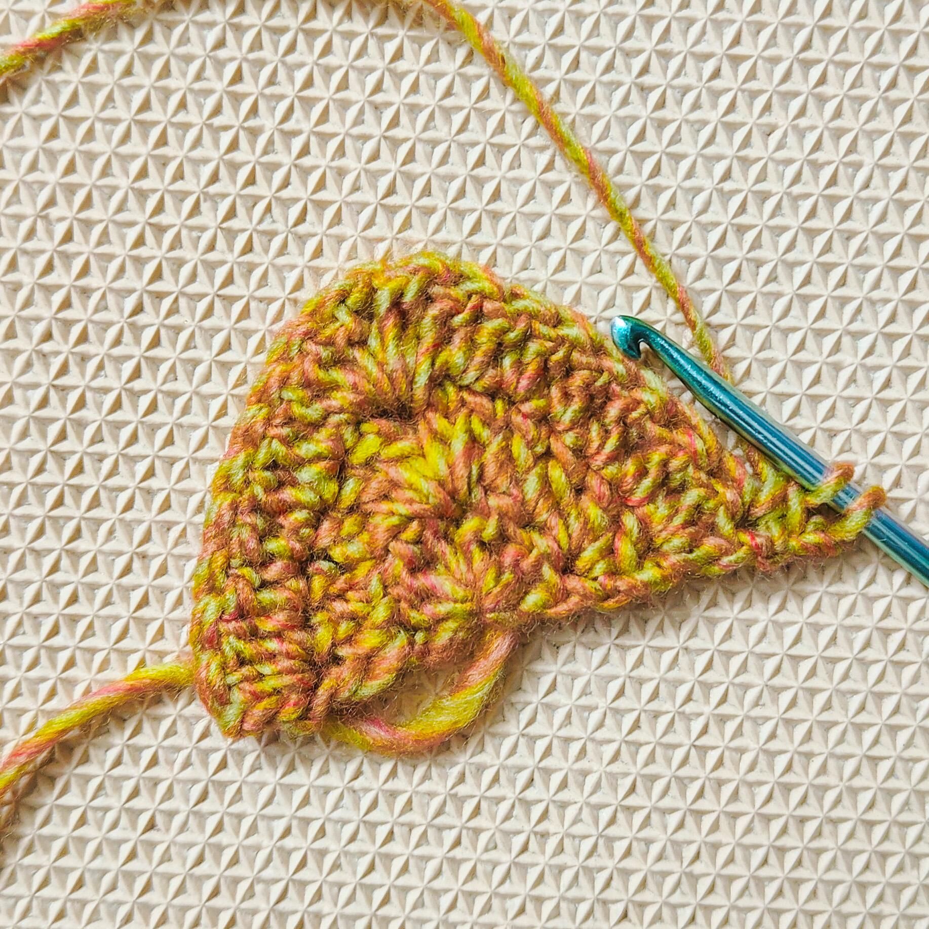 Easy and Simple Crochet Triangle Shawl : 5 Steps (with Pictures ...