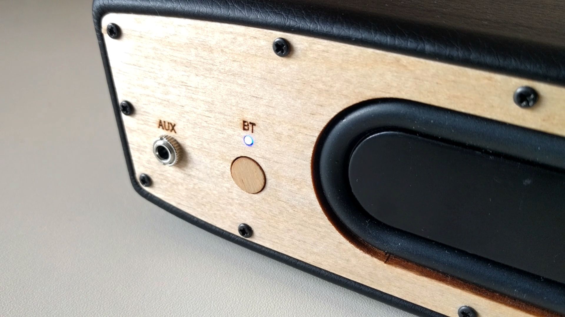 Portable Bluetooth Speaker (FREE PLANS) : 9 Steps (with Pictures ...