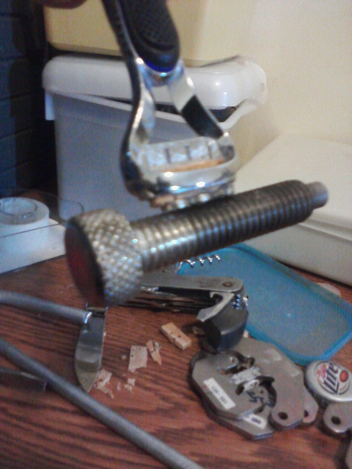 Magnetic Helper/Picker Upper- Quick and Easy : 5 Steps - Instructables