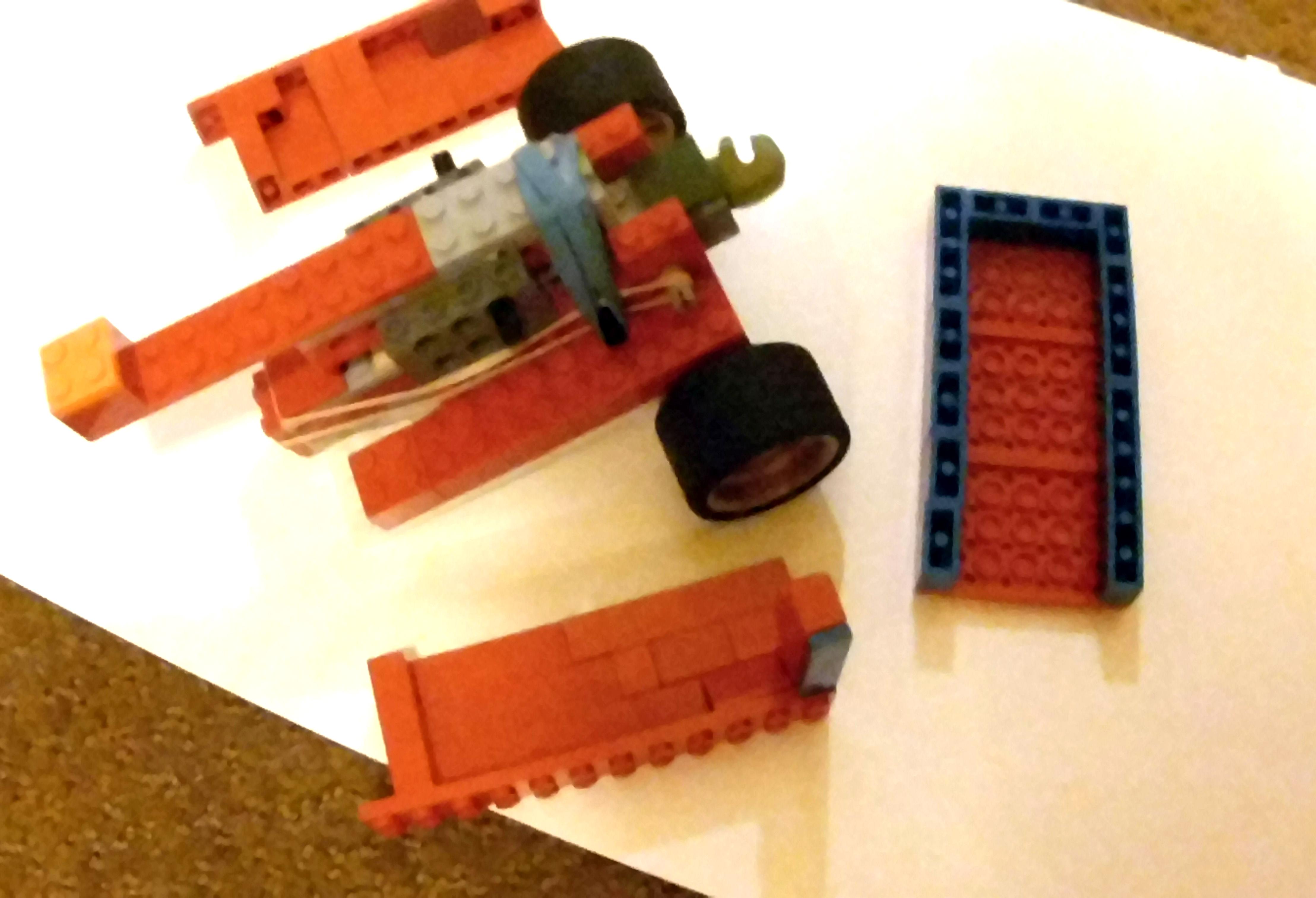 Simple Lego Launcher : 7 Steps - Instructables