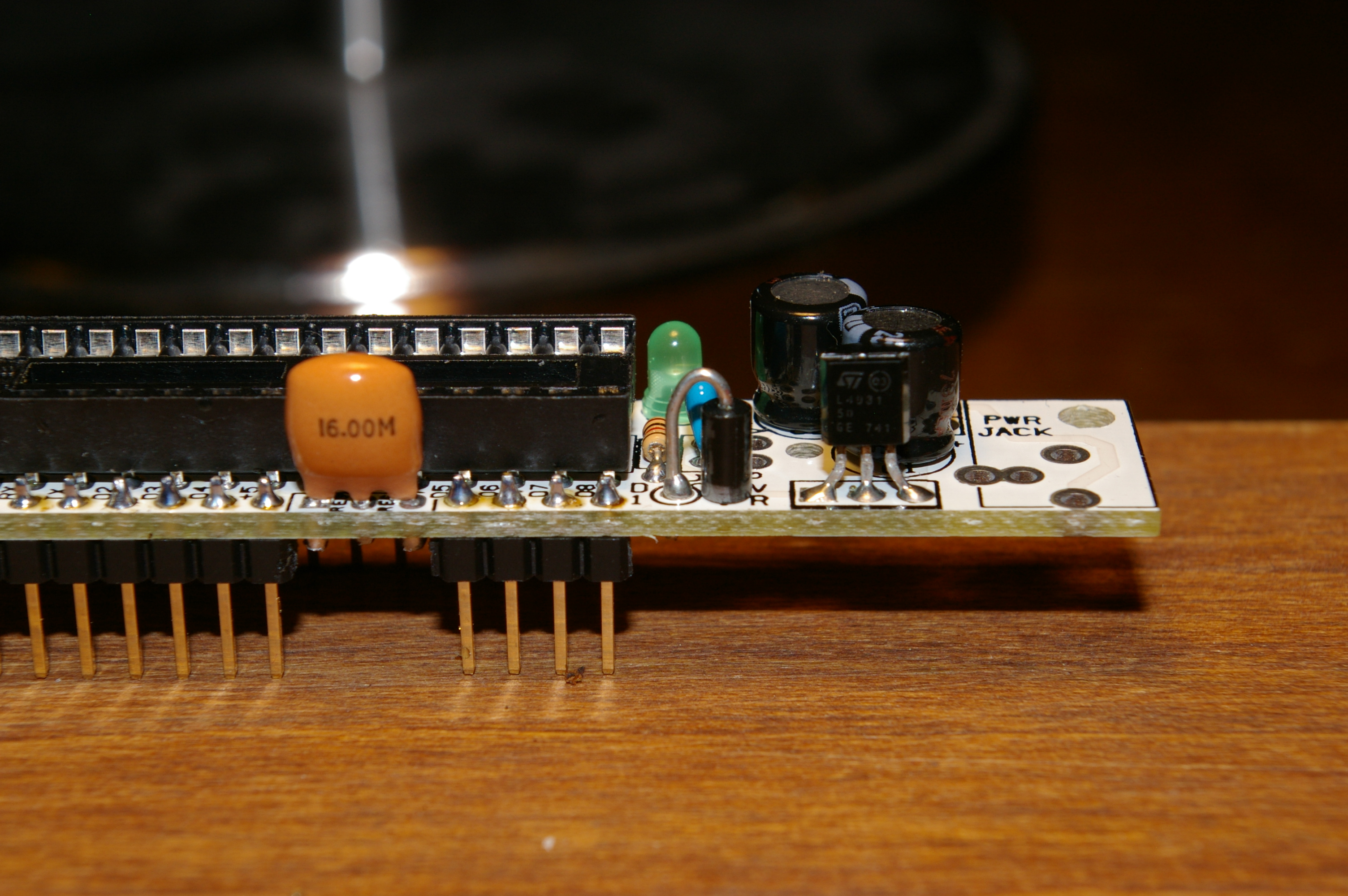 Assembling the Really Bare Bones Board (RBBB) Arduino Clone - UPDATED ...