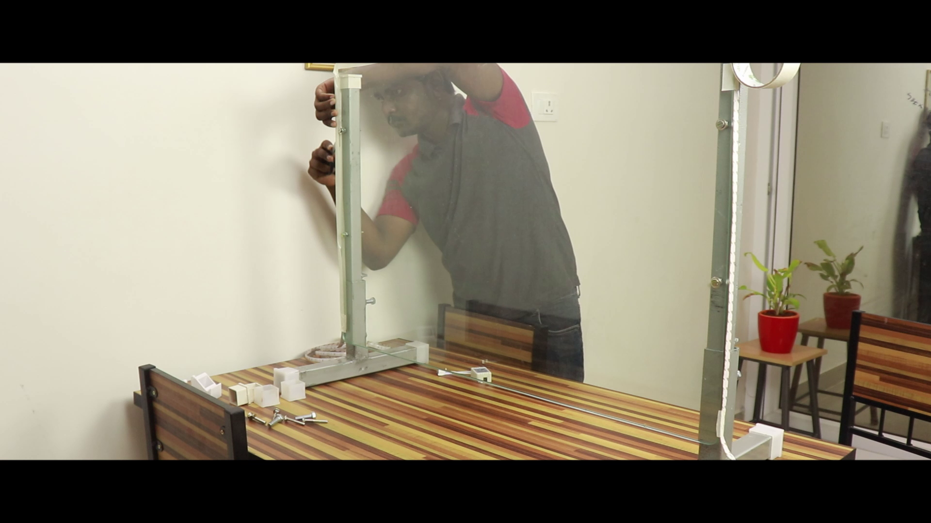 DIY Lightboard or Glassboard : 4 Steps - Instructables