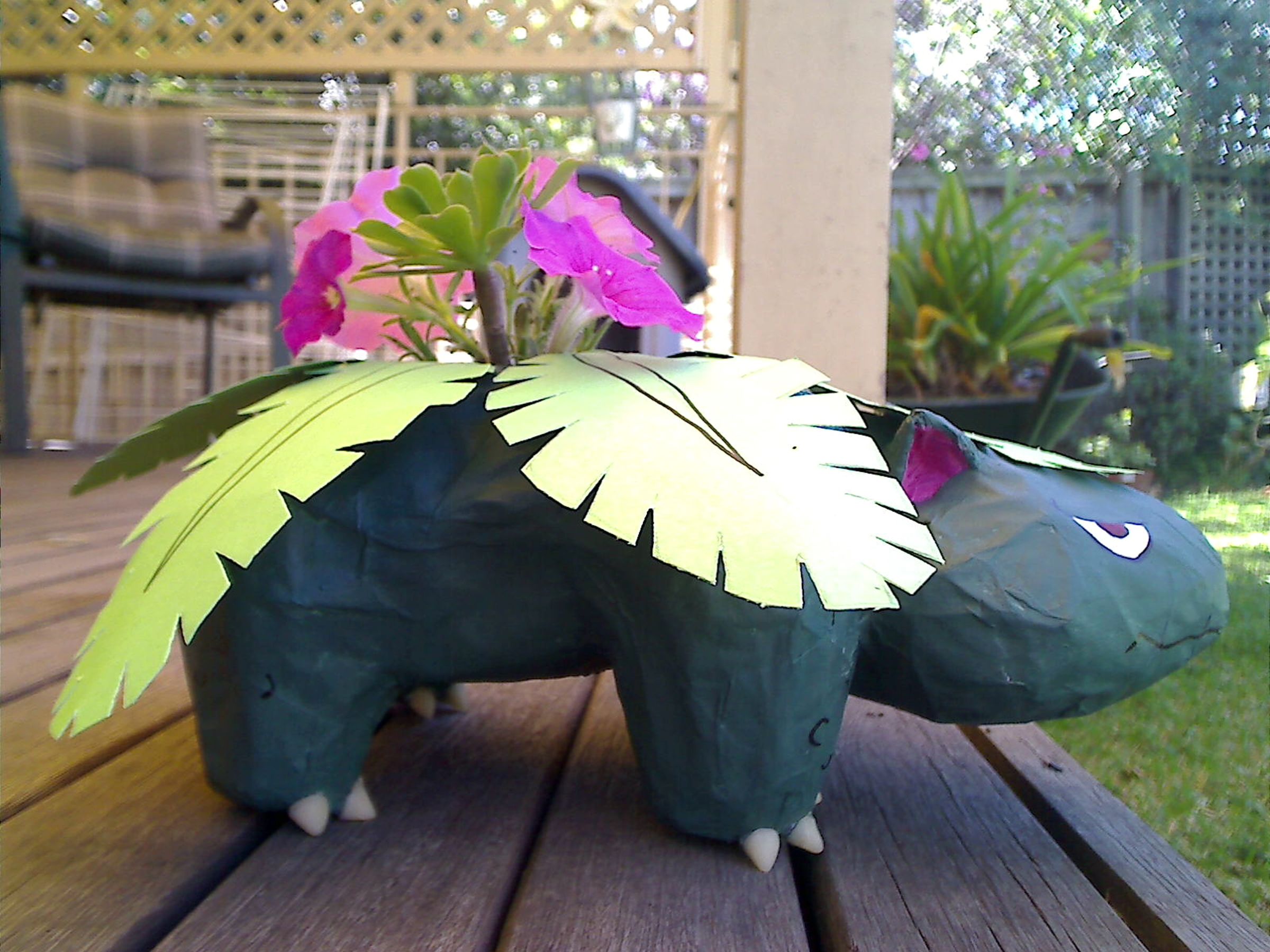 Make a Venusaur Planter Pot! : 16 Steps (with Pictures) - Instructables
