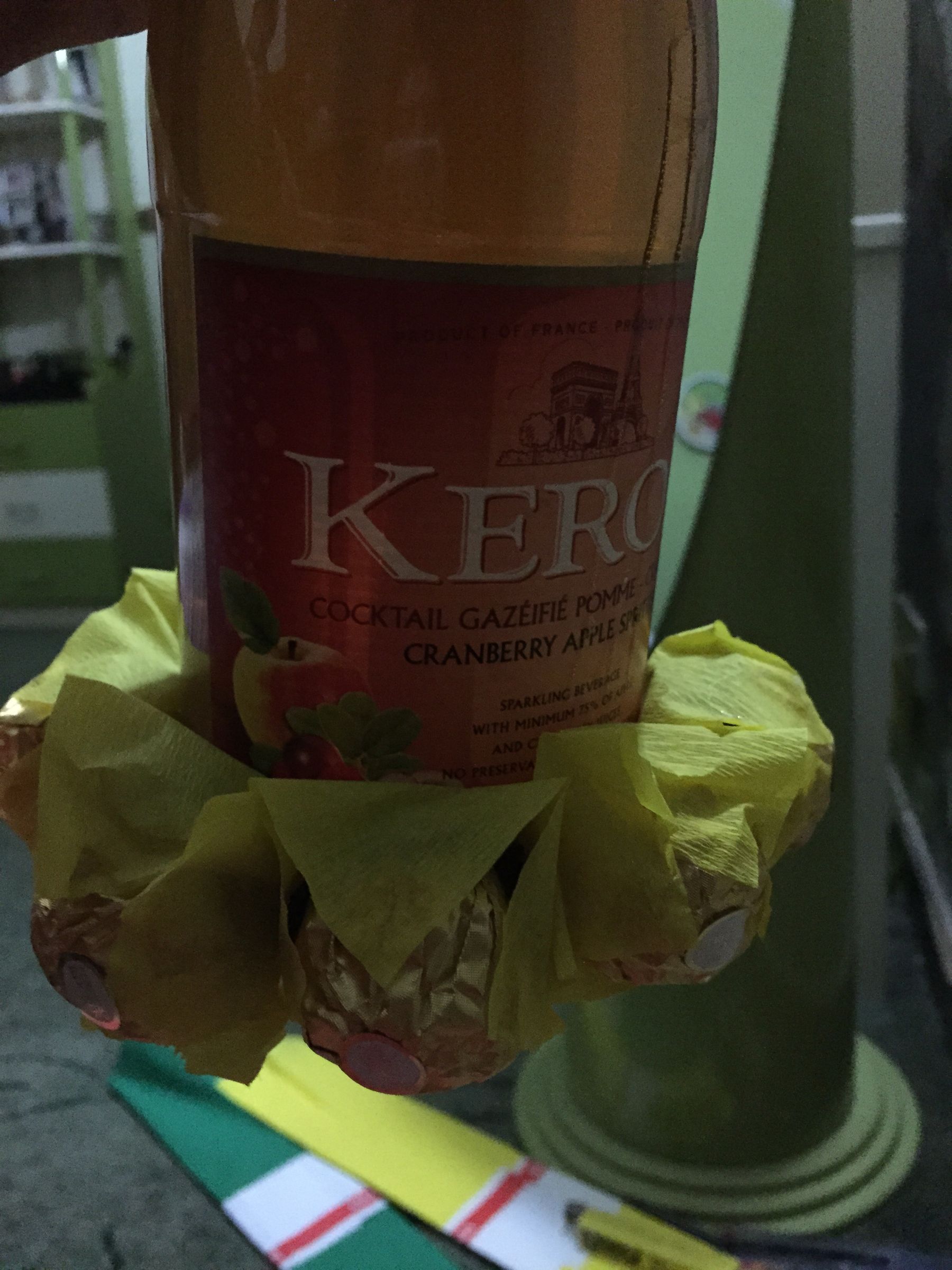 Pineapple Ferrero Gift for Mums Day - Instructables