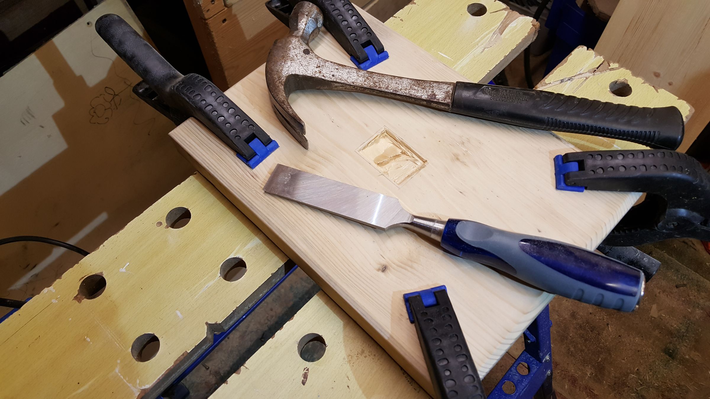 Hand Carved Hanging Bar Sign : 5 Steps (with Pictures) - Instructables