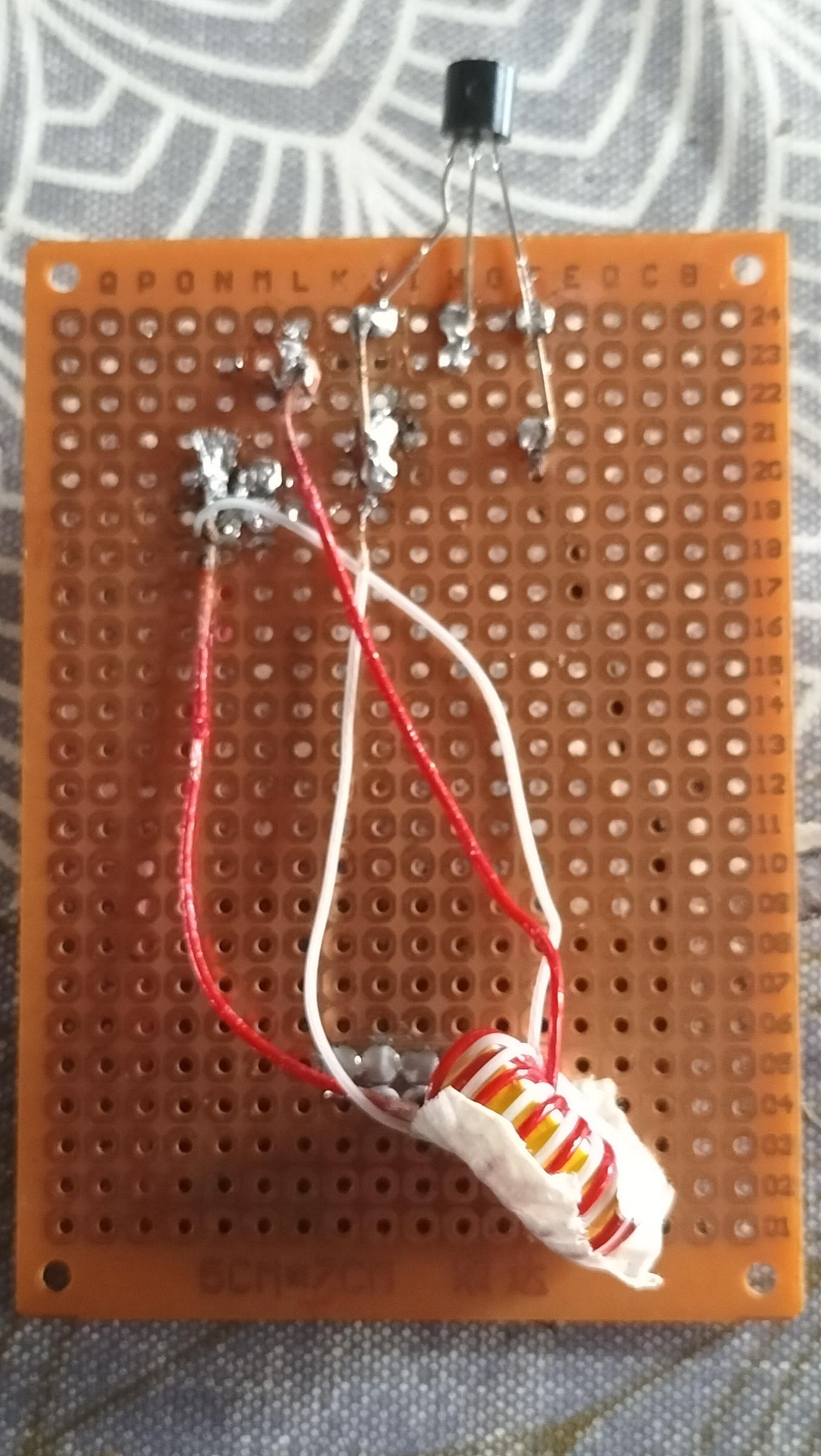 Joule Thief Circuit How to Make and Circuit Explanation : 5 Steps ...