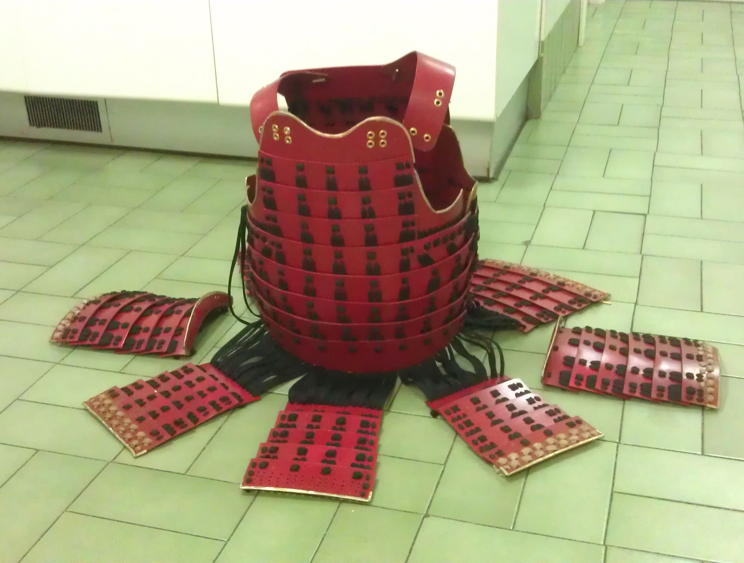 Samurai Homemade Armor : 9 Steps - Instructables