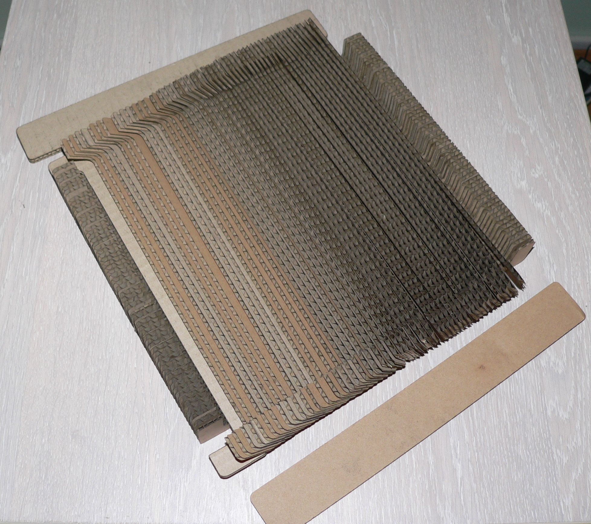 Beautiful and Ecological, Cardboard Laptop Case : 7 Steps (with ...