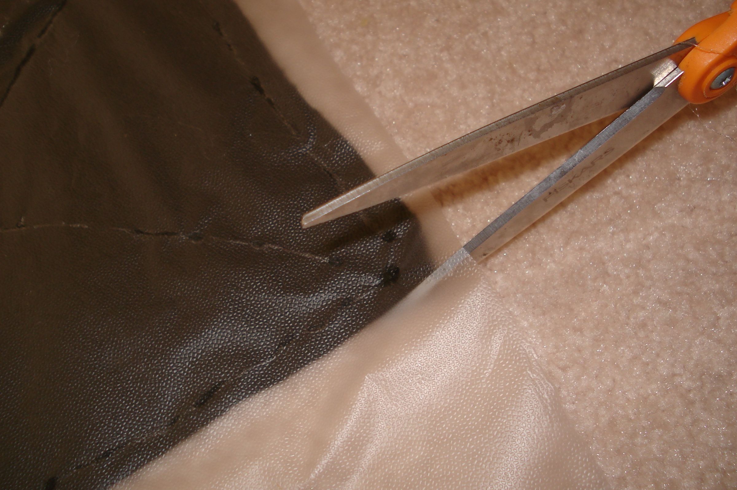 How to Make a Guitar Scratch Pad, Protects Back of Guitar From Belt ...