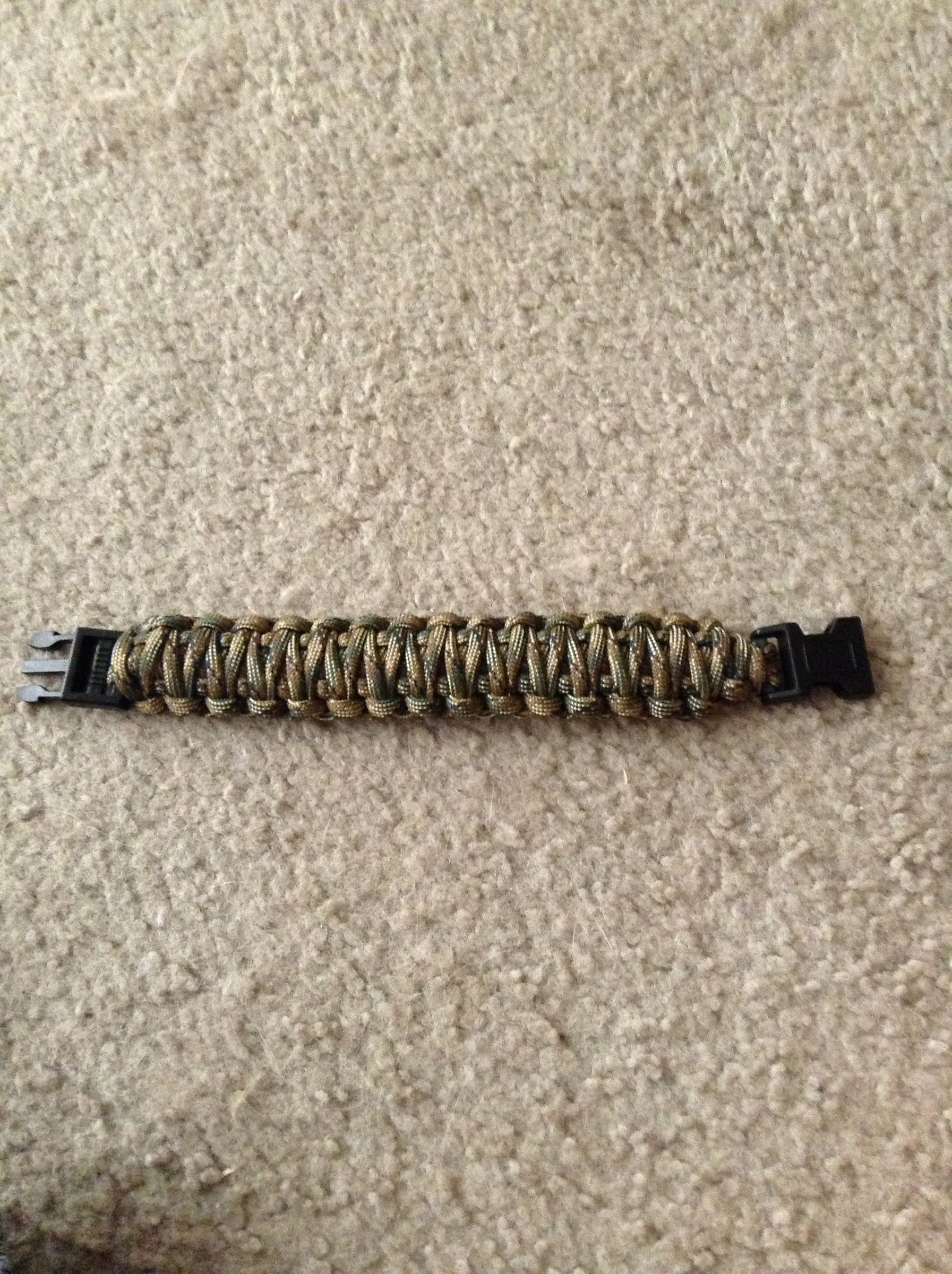 How to Make a Paracord King Cobra Braid : 5 Steps - Instructables