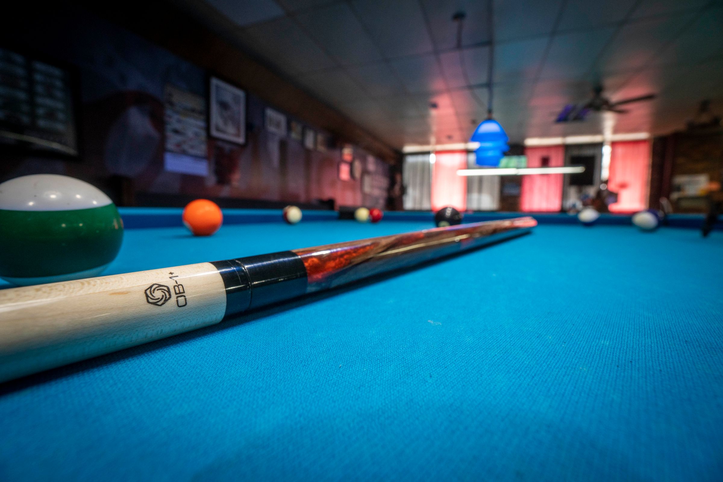 How to Make a Custom Hybrid Epoxy Pool Cue Using a Wood Lathe : 19 ...