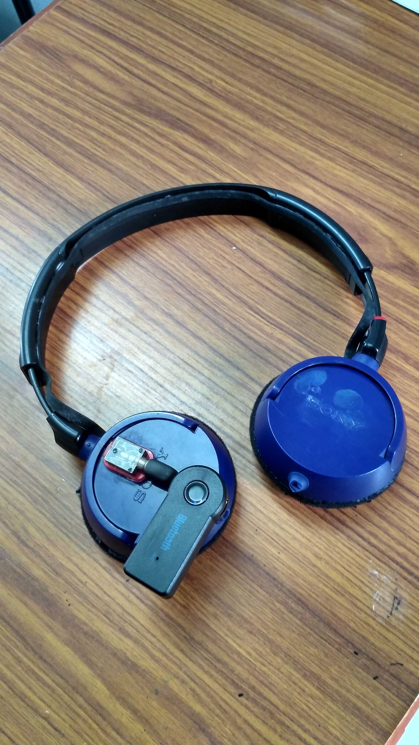 Wired to Wireless Bluetooth Headphone Convertion : 9 Steps (with ...