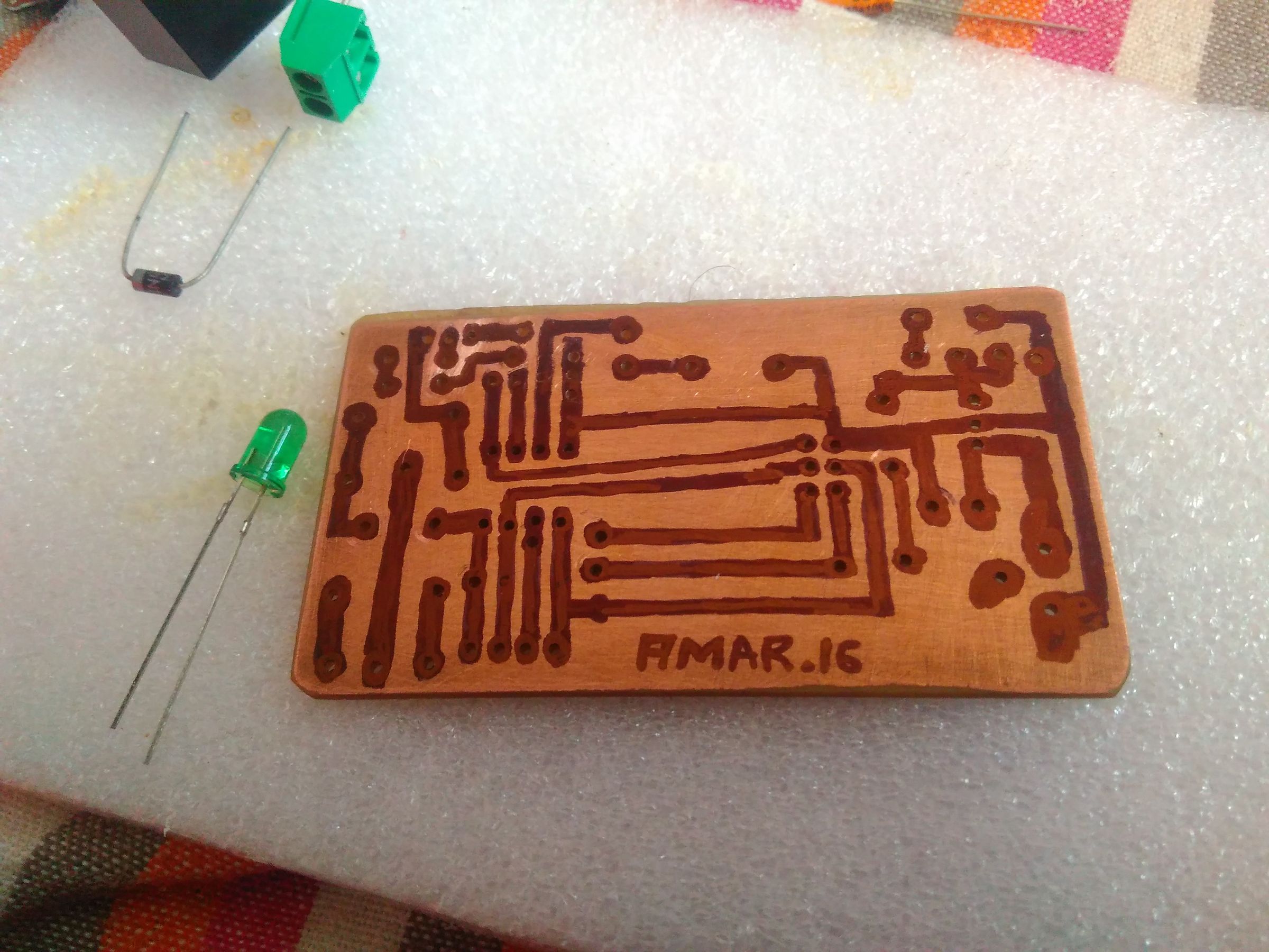 #DIY# a Complete Guide to Build Your Own ATtiny85 Project PCB With ...