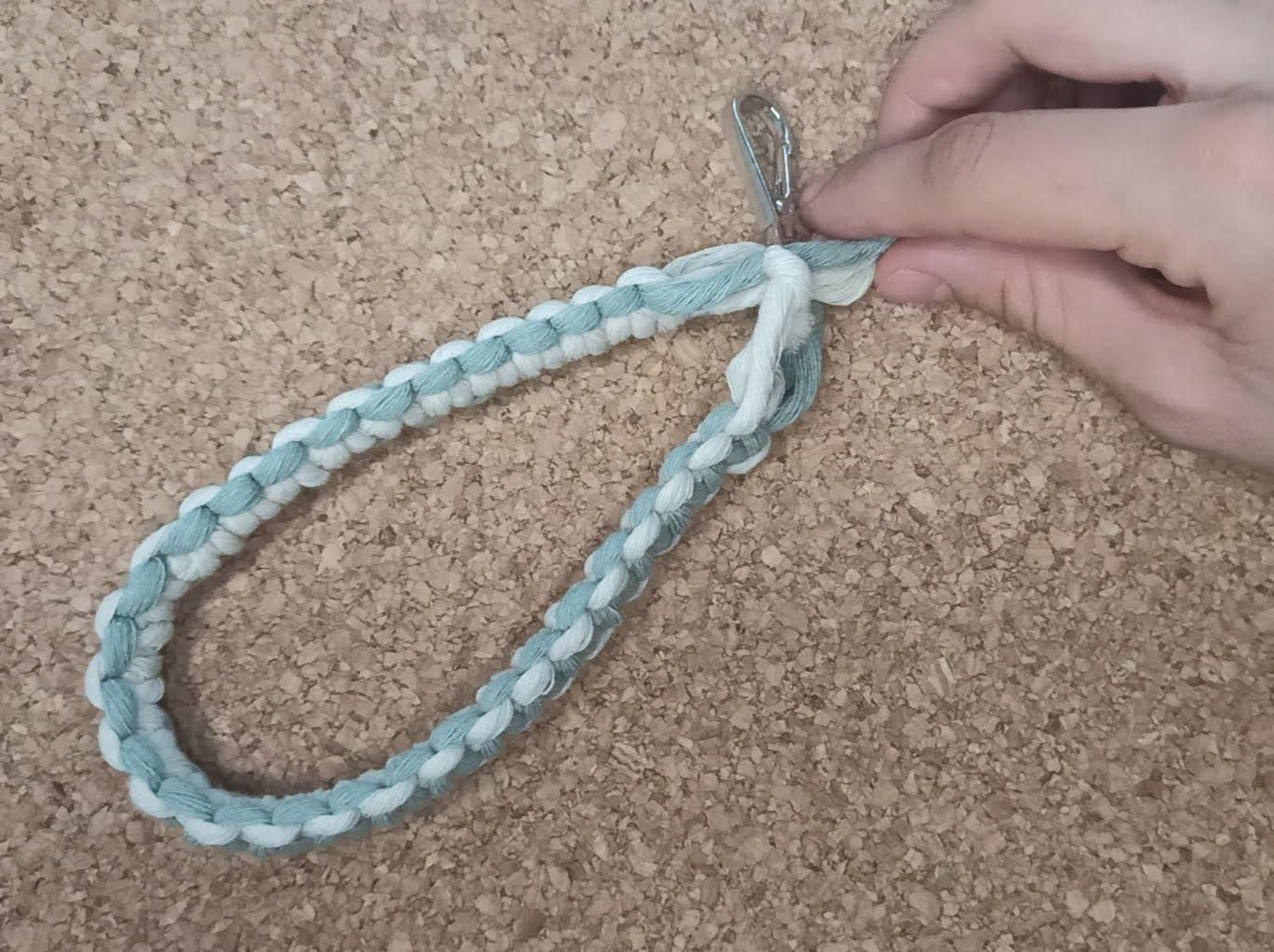 How to Make a Macrame Wristlet Keychain? Step by Step Tutorial for ...