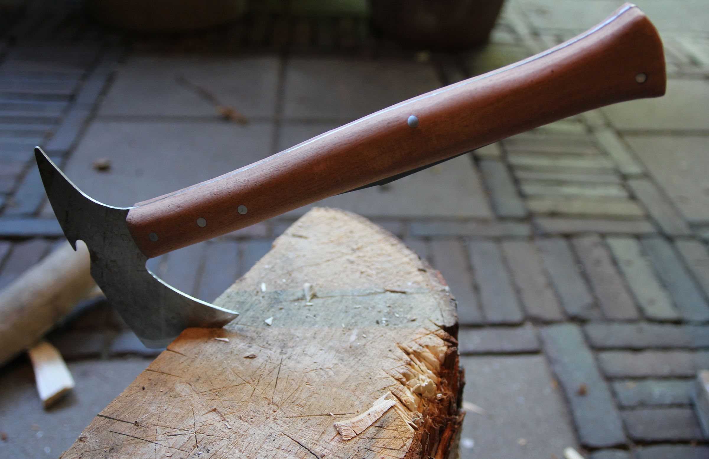 Tomahawk Survival Axe (that Opens Beers!) : 11 Steps (with Pictures ...
