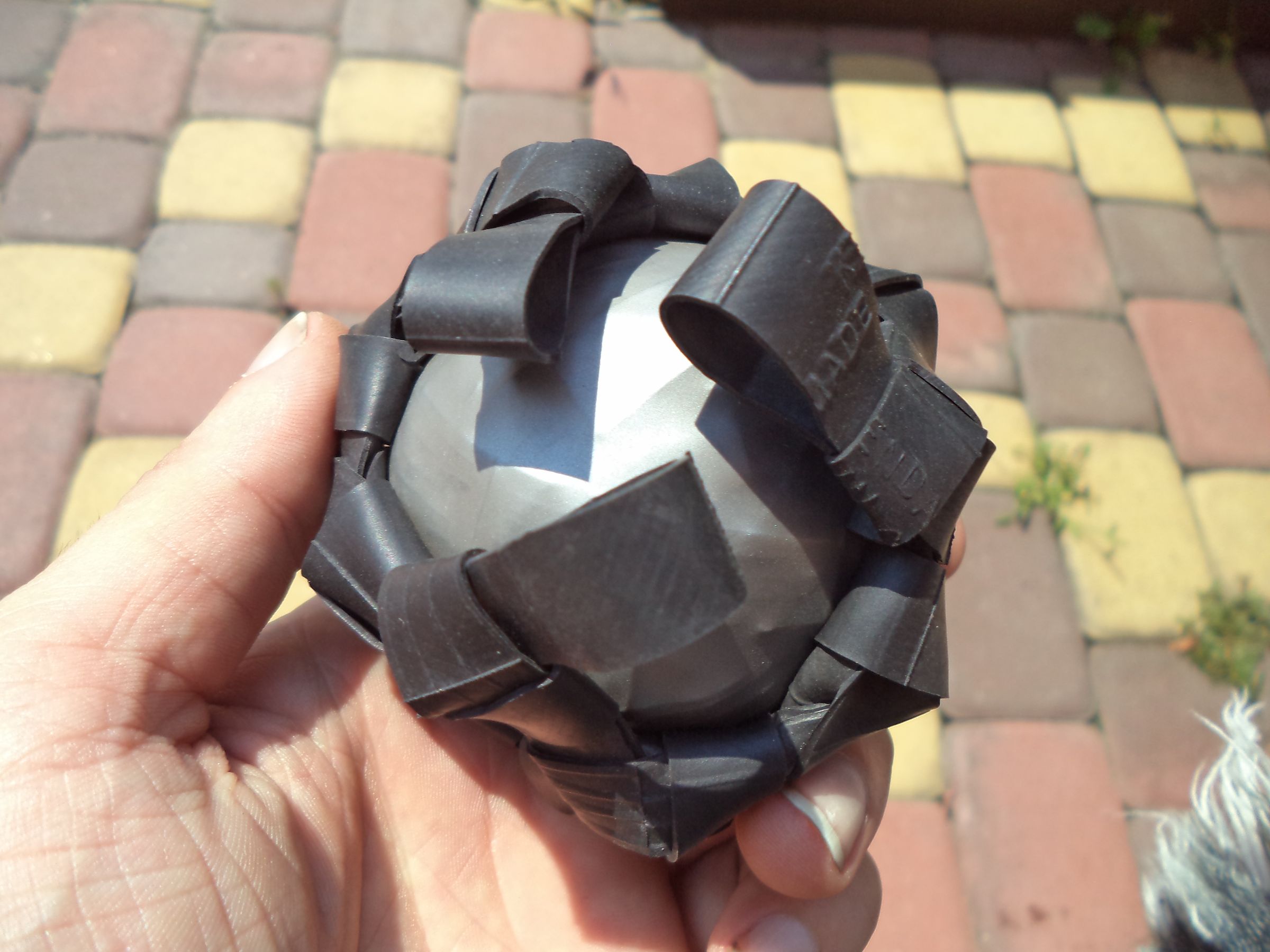 Dodeca Rubber Fidget Ball From Inner Tubes : 13 Steps (with Pictures) - Instructables