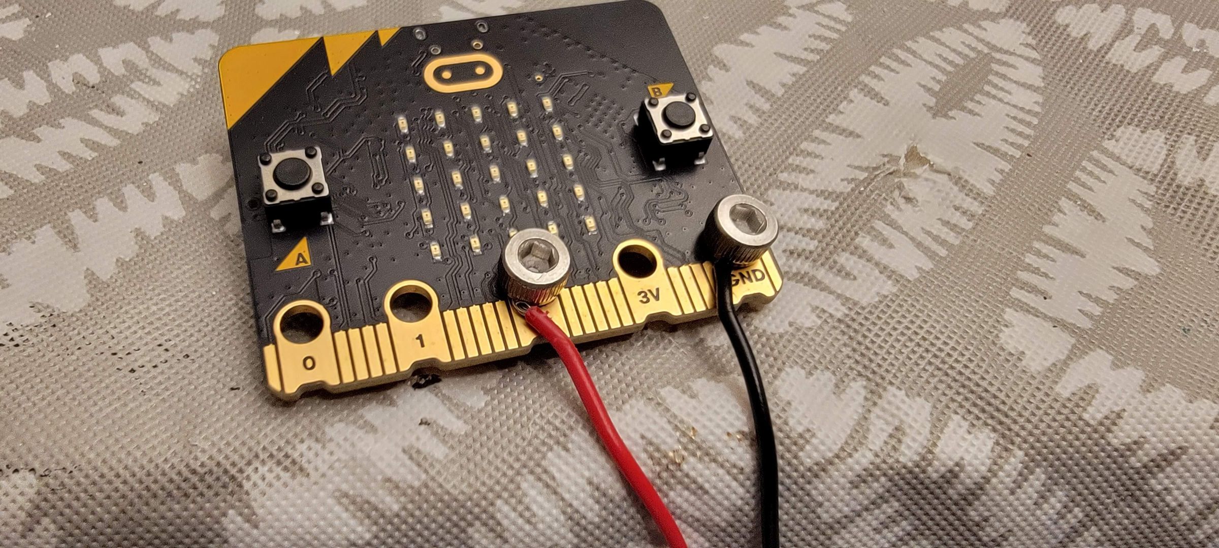 Weird But Fun Fingertip Neopixel Micro:bit Gloves - Wearable Tech ...
