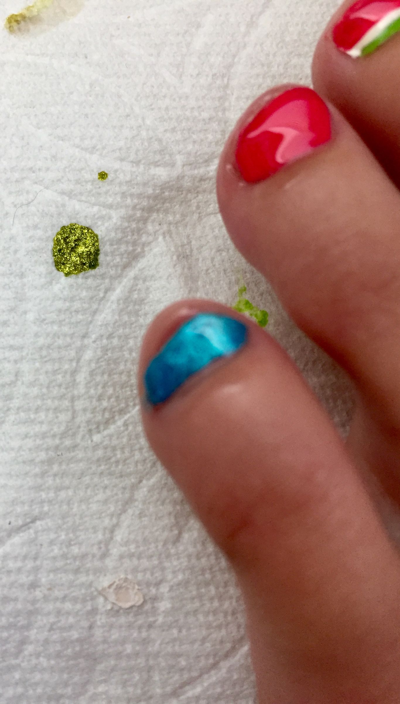 Summer Toenail Art - Beginner Nail Art : 9 Steps - Instructables