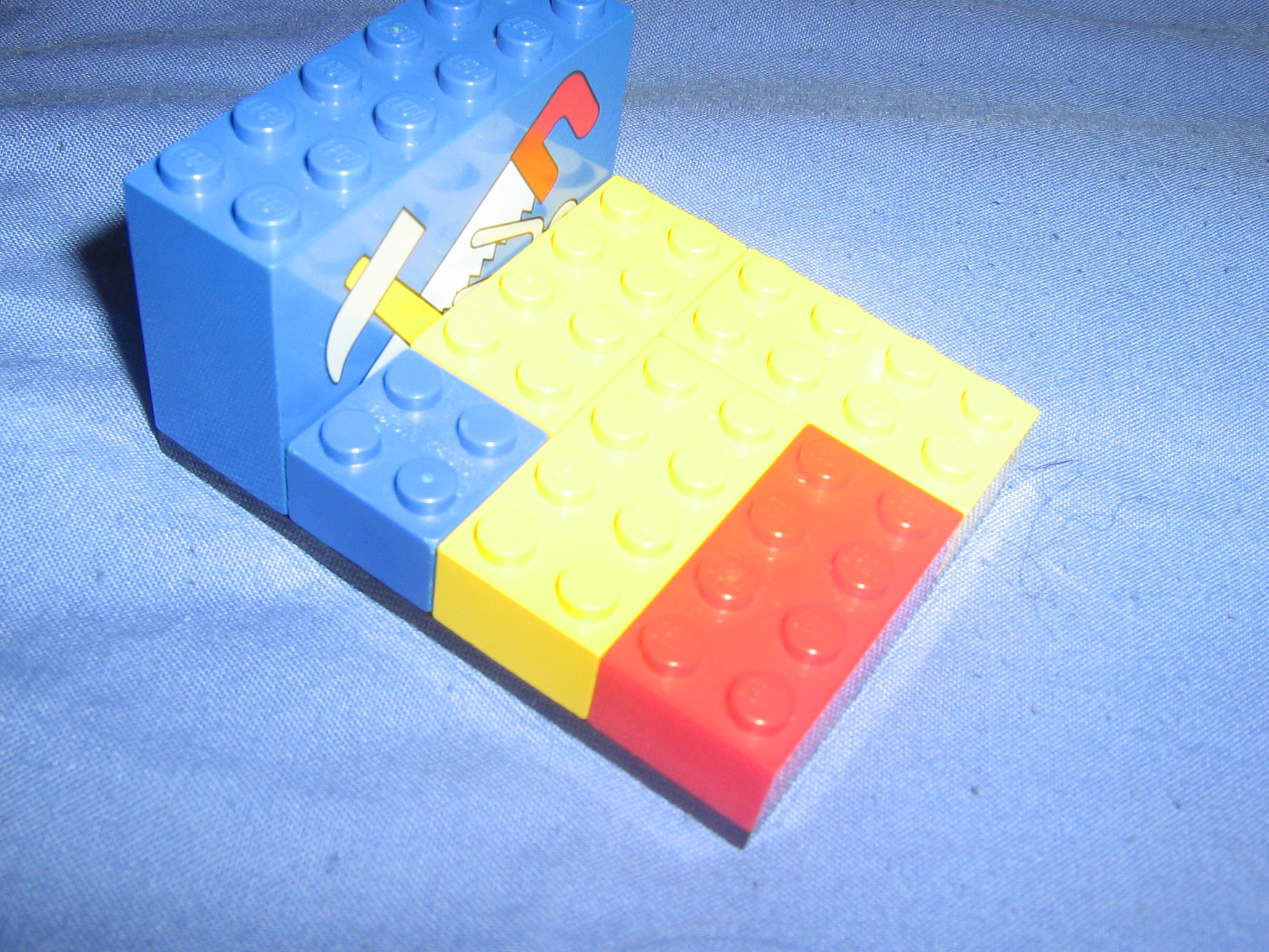 How to Make a LEGO Desk Tripod : 6 Steps - Instructables