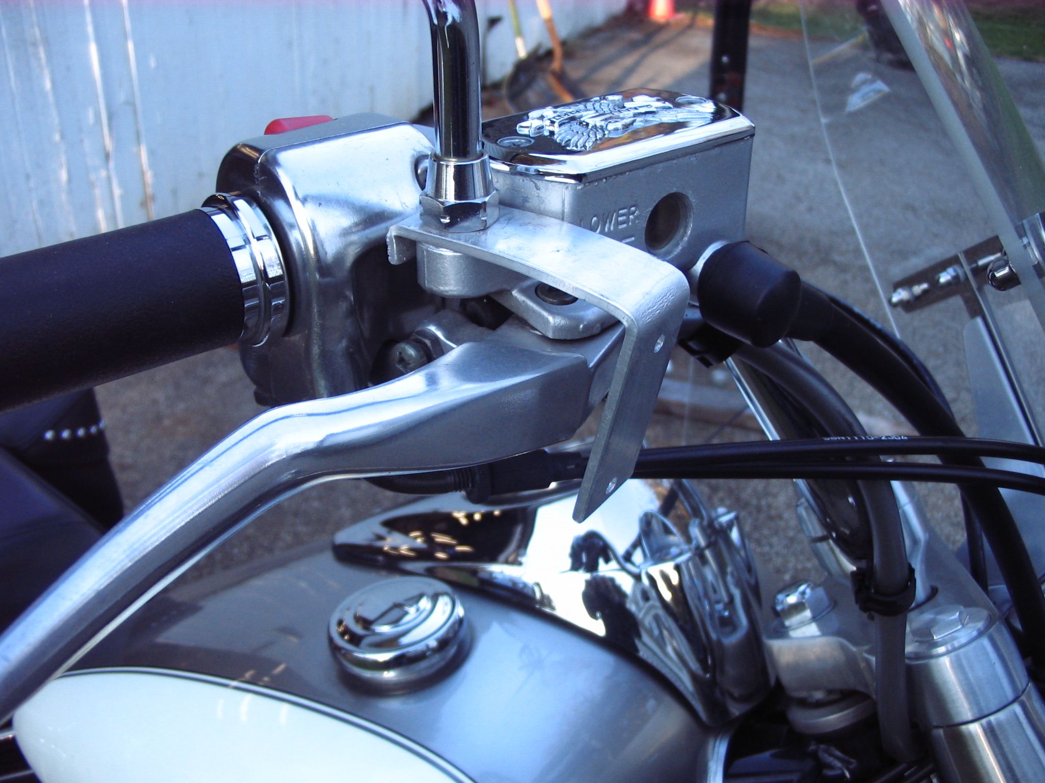 Motorcycle Hand Wind Deflectors Version 2.1 : 6 Steps - Instructables