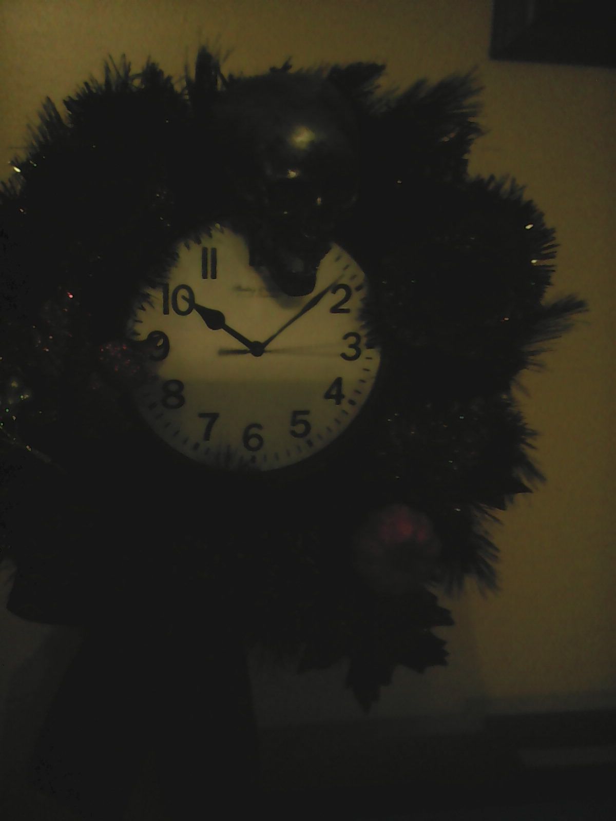 Make a Customized Clock That Runs Backwards : 6 Steps - Instructables