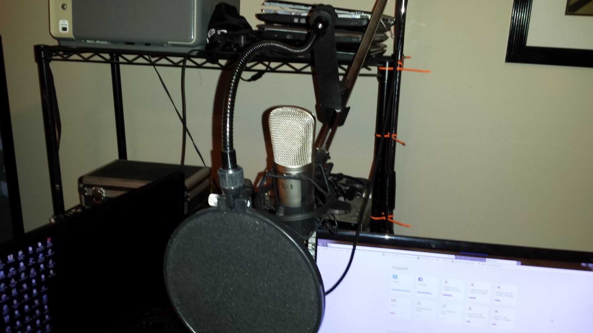 Microphone Reflection Filter : 3 Steps (with Pictures) - Instructables