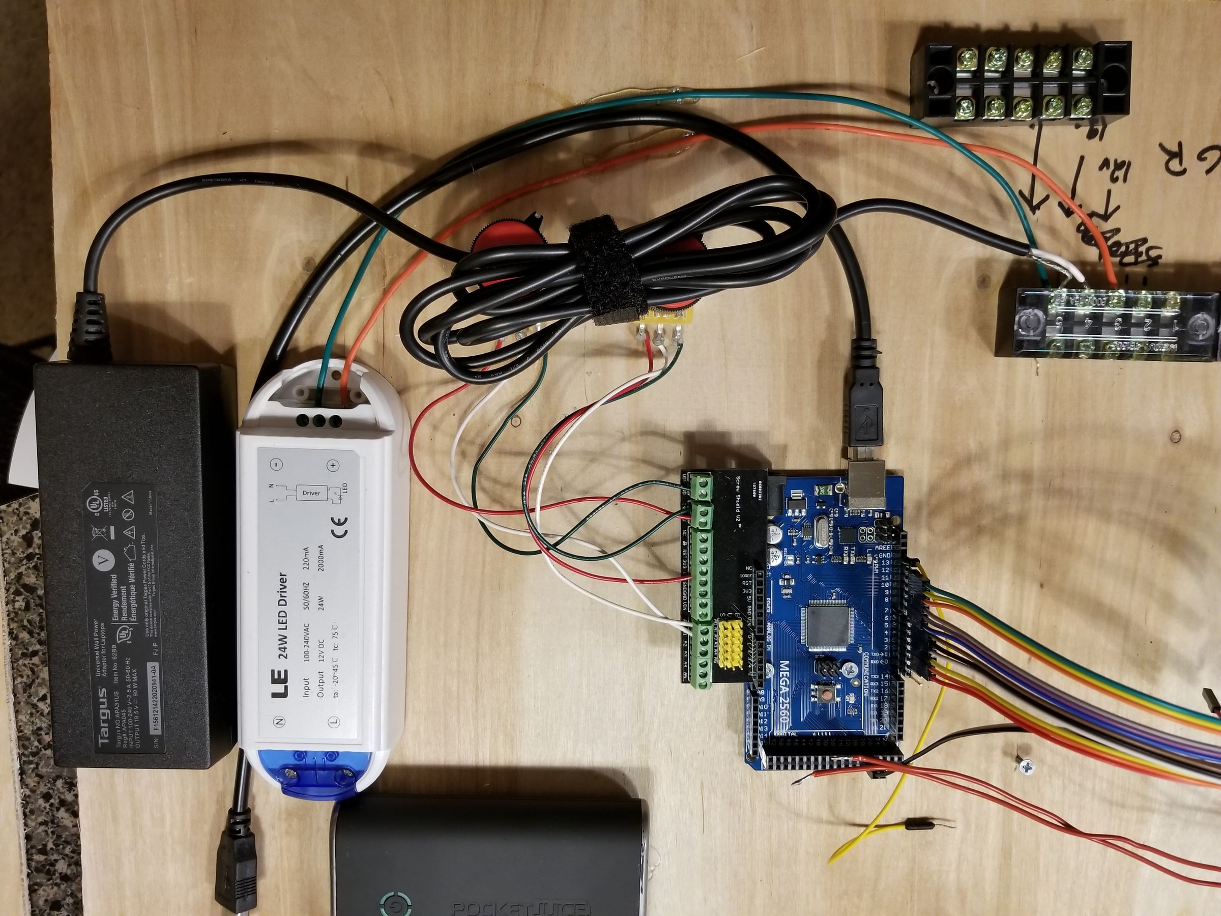 Arduino-controlled Halloween RGB Lights and Strobe : 6 Steps ...