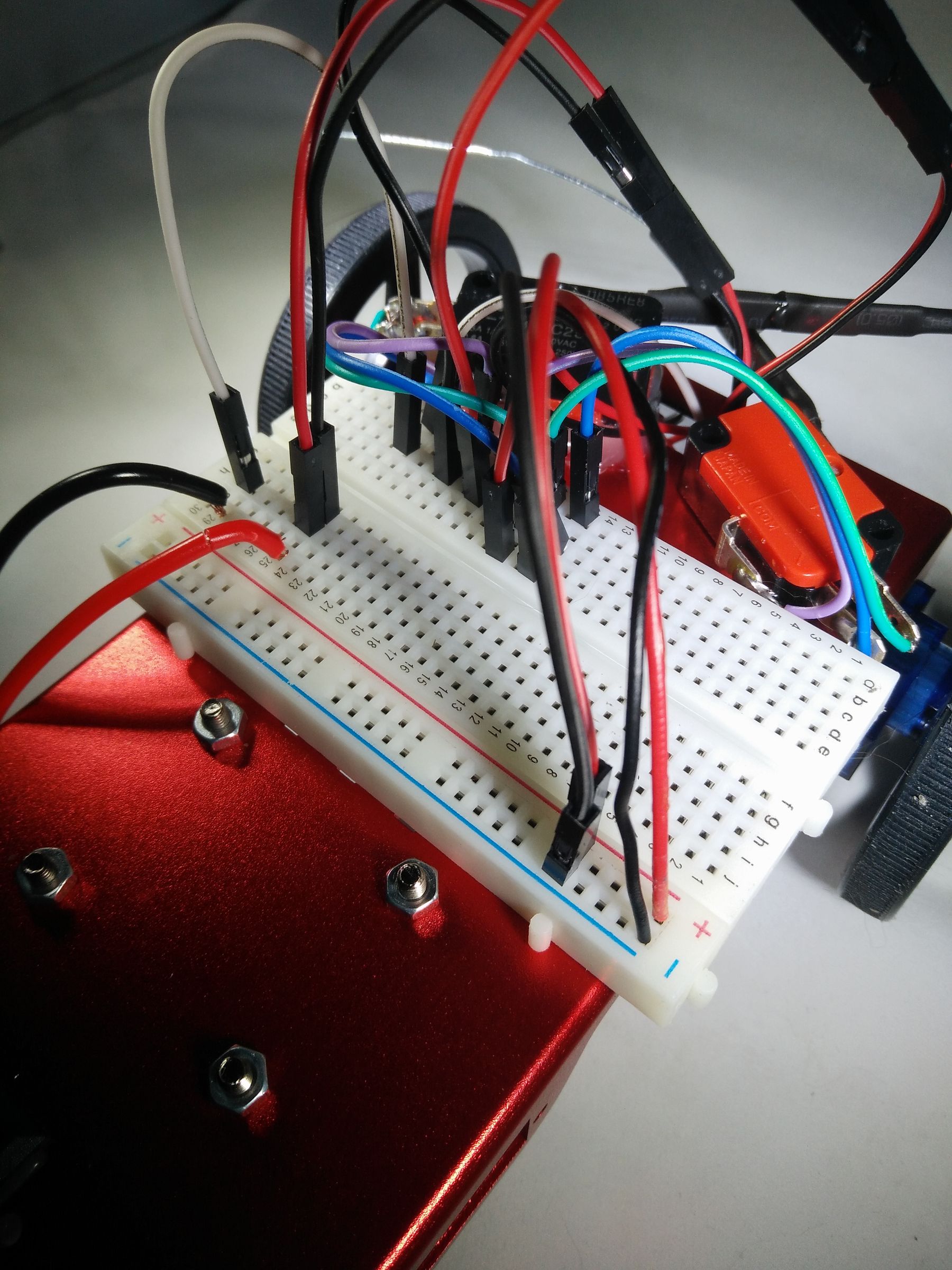 How to Build the World's Most Simple Robot : 8 Steps (with Pictures ...