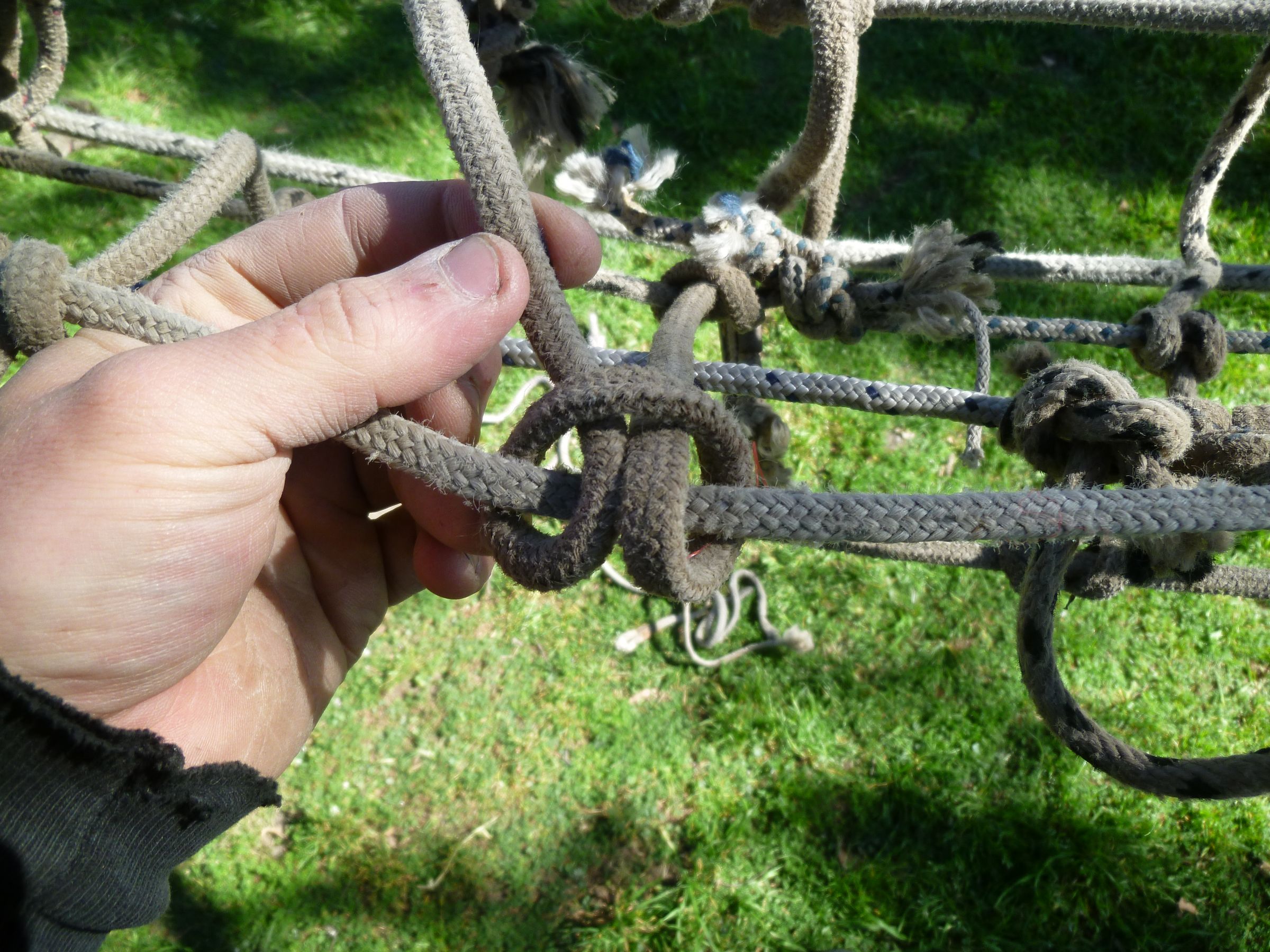 Scrap Rope Hammock : 6 Steps (with Pictures) - Instructables