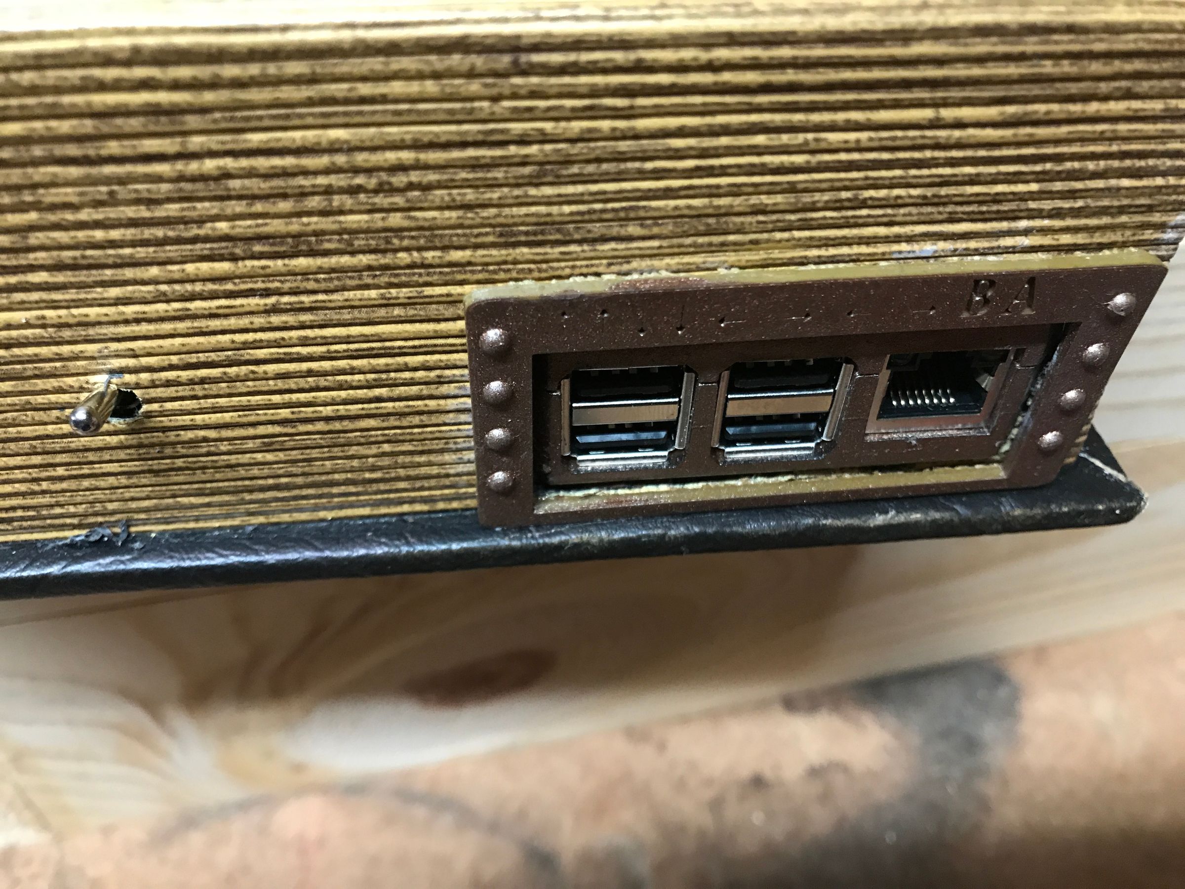 Steampunk Raspberry Pi Console/Case : 7 Steps (with Pictures ...