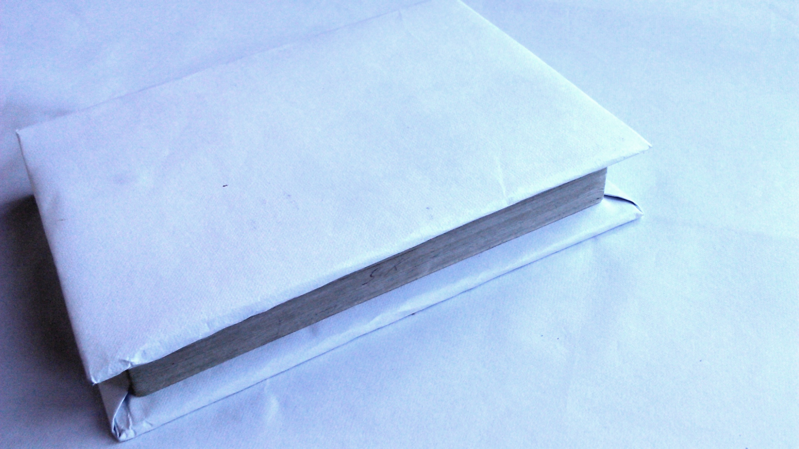 Hard Bond Any Paperback Book : 4 Steps - Instructables