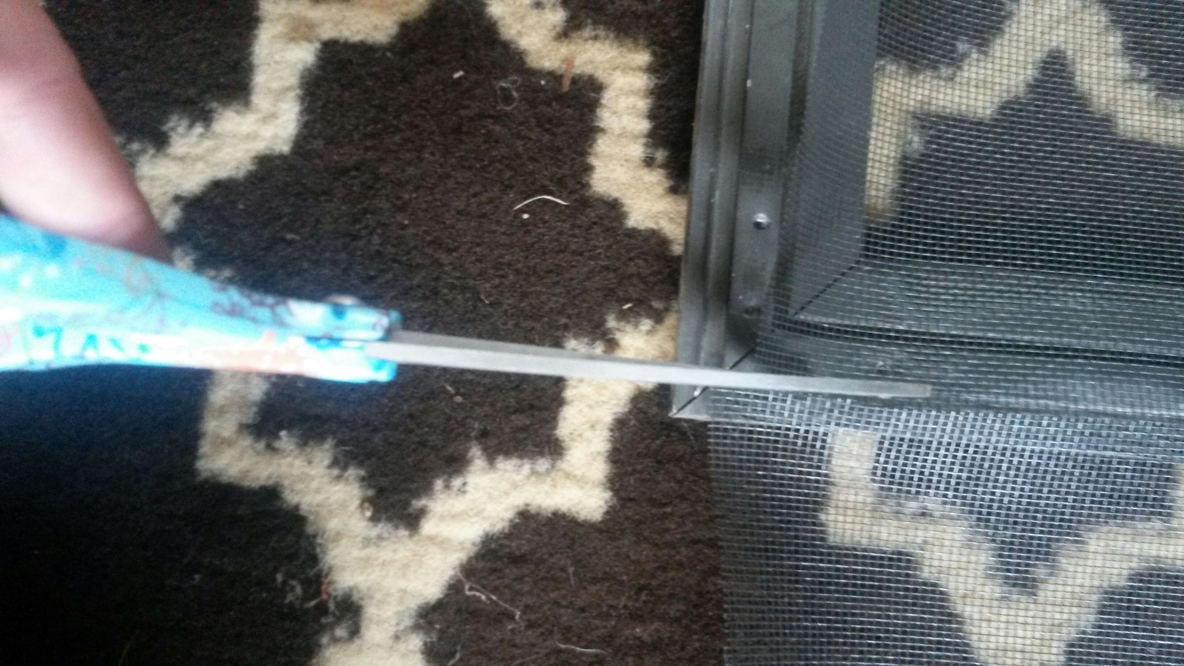 How to Rescreen a Screen : 5 Steps - Instructables