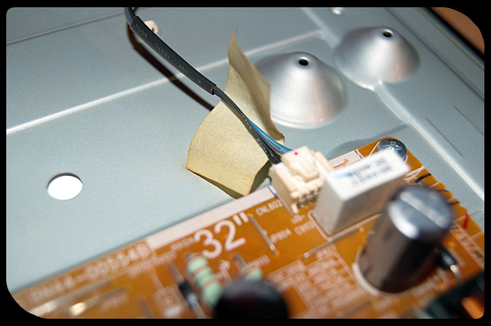 Samsung LCD TV on Off Issue DIY Repair Fix : 5 Steps (with Pictures ...